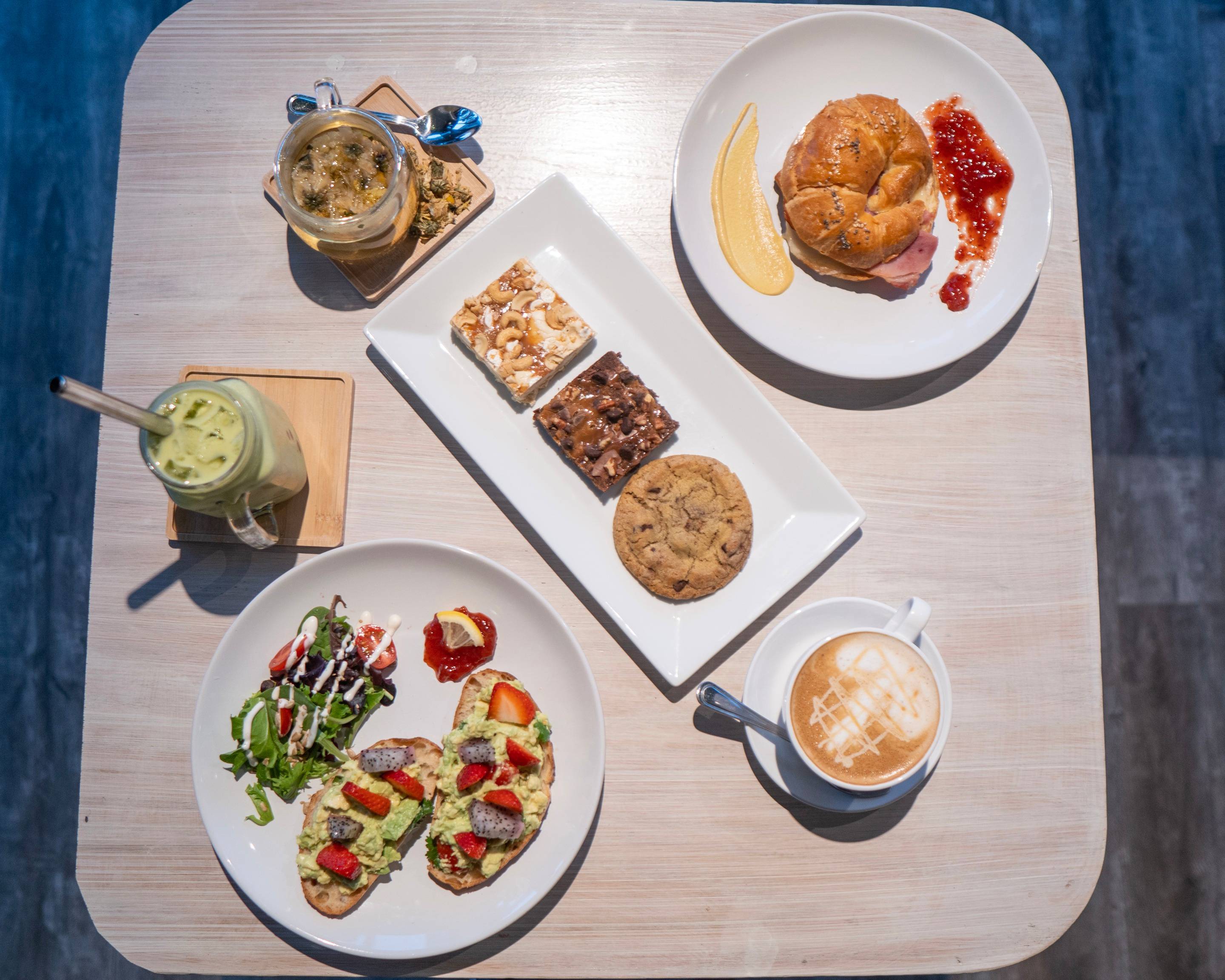 Order Sipping Turtle Cafe - Menu & Prices - Chicago Delivery | Uber Eats