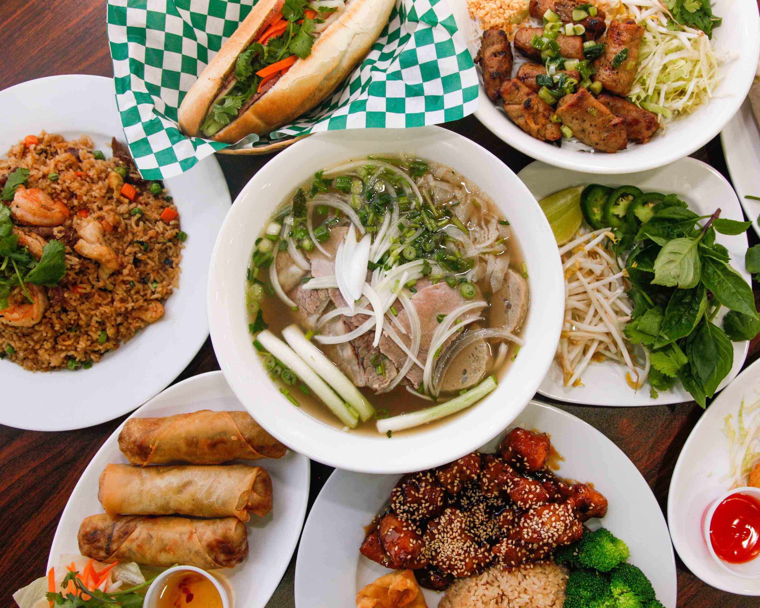 Order VIETNAMESE EXPRESS Delivery in San Antonio | Menu & Prices | Uber ...