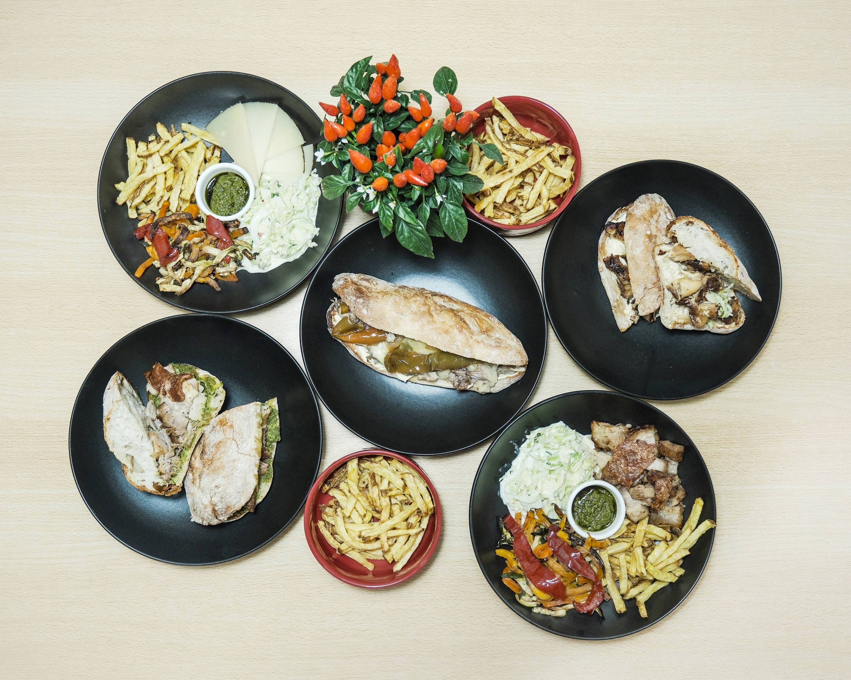 Culinaris Bread And Meat (Leiria) delivery Leiria - Menu and prices ...