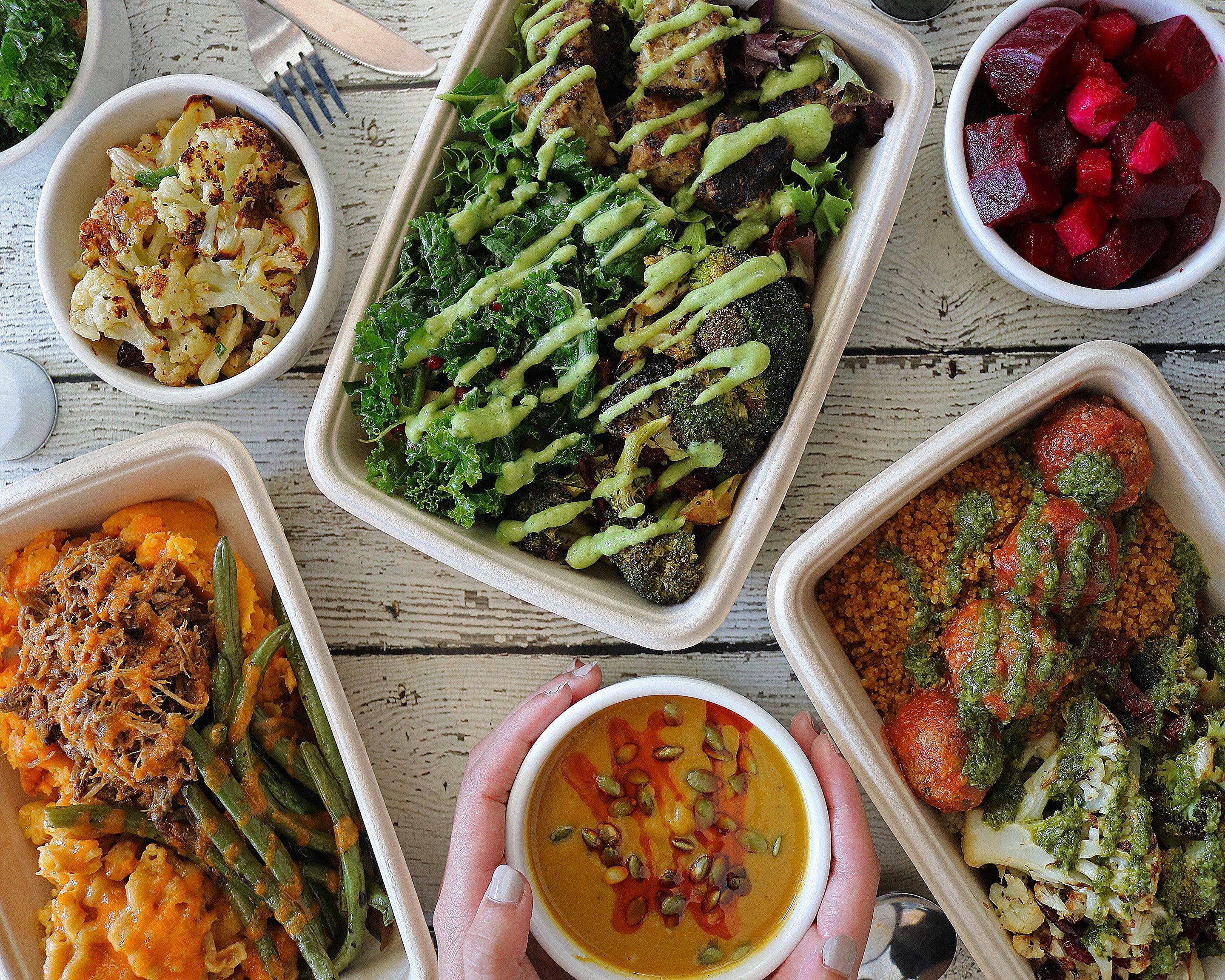 Order Maepole (Athens) Menu Delivery【Menu & Prices】| Athens | Uber Eats