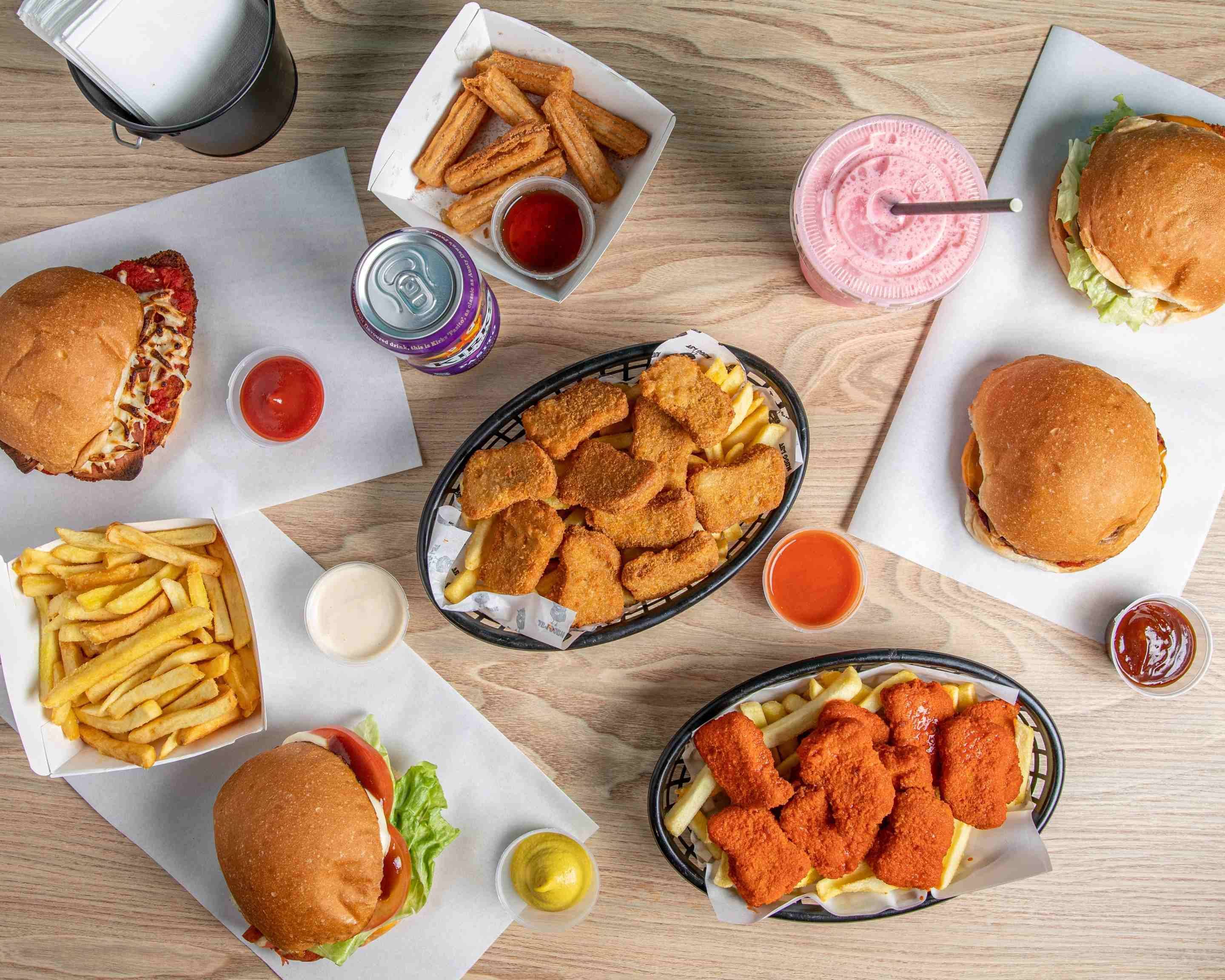 Nom Nom Burger Golden Grove Restaurant Menu - Takeout in Adelaide ...