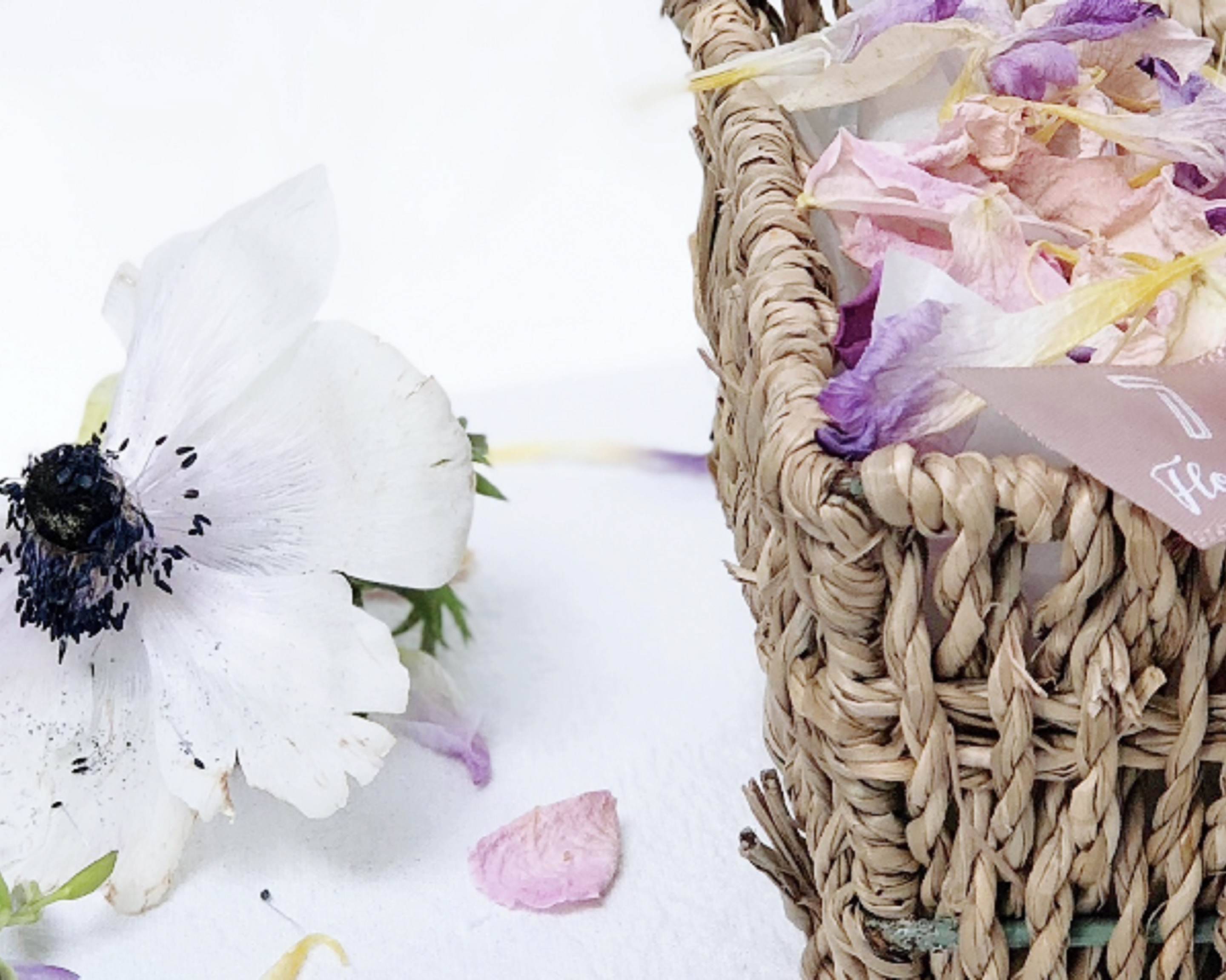 7 Flowers & Tea Menu - Takeaway in Reading | Delivery Menu & Prices ...