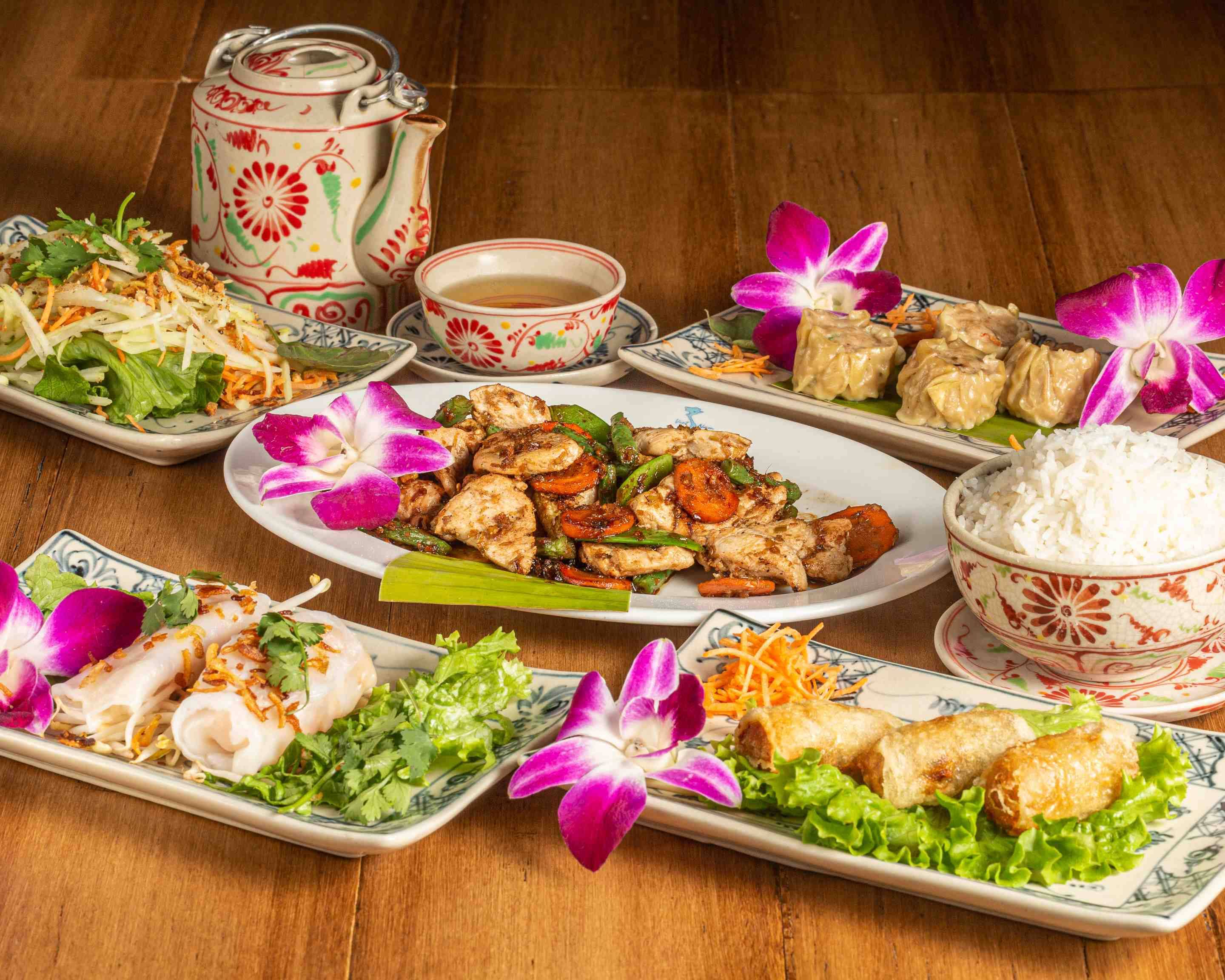 BAT DAT 🥢 delivery in Genève | Takeout menu | Uber Eats