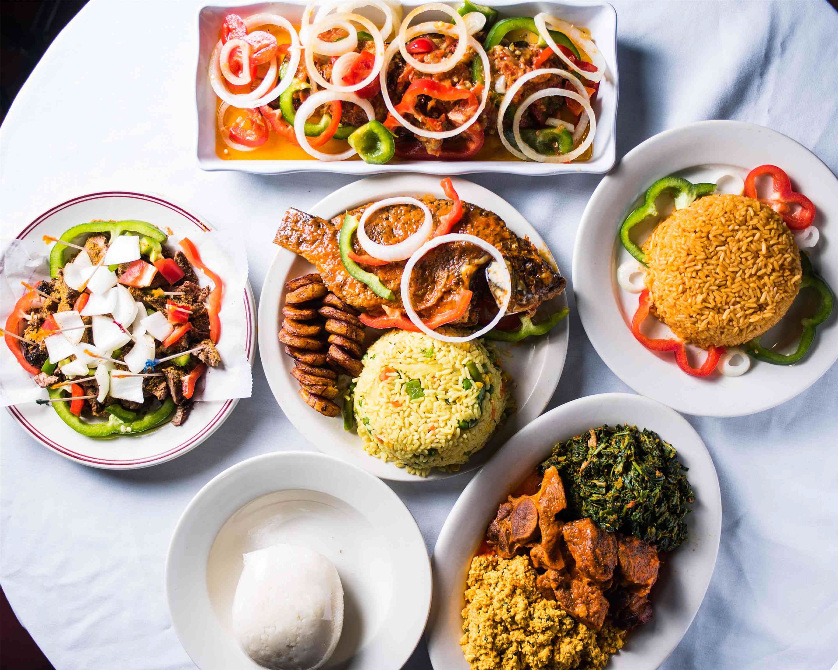 Commander d'un Amomos Bistro (516 Topsail Road)【Menu et prix】| Saint ...