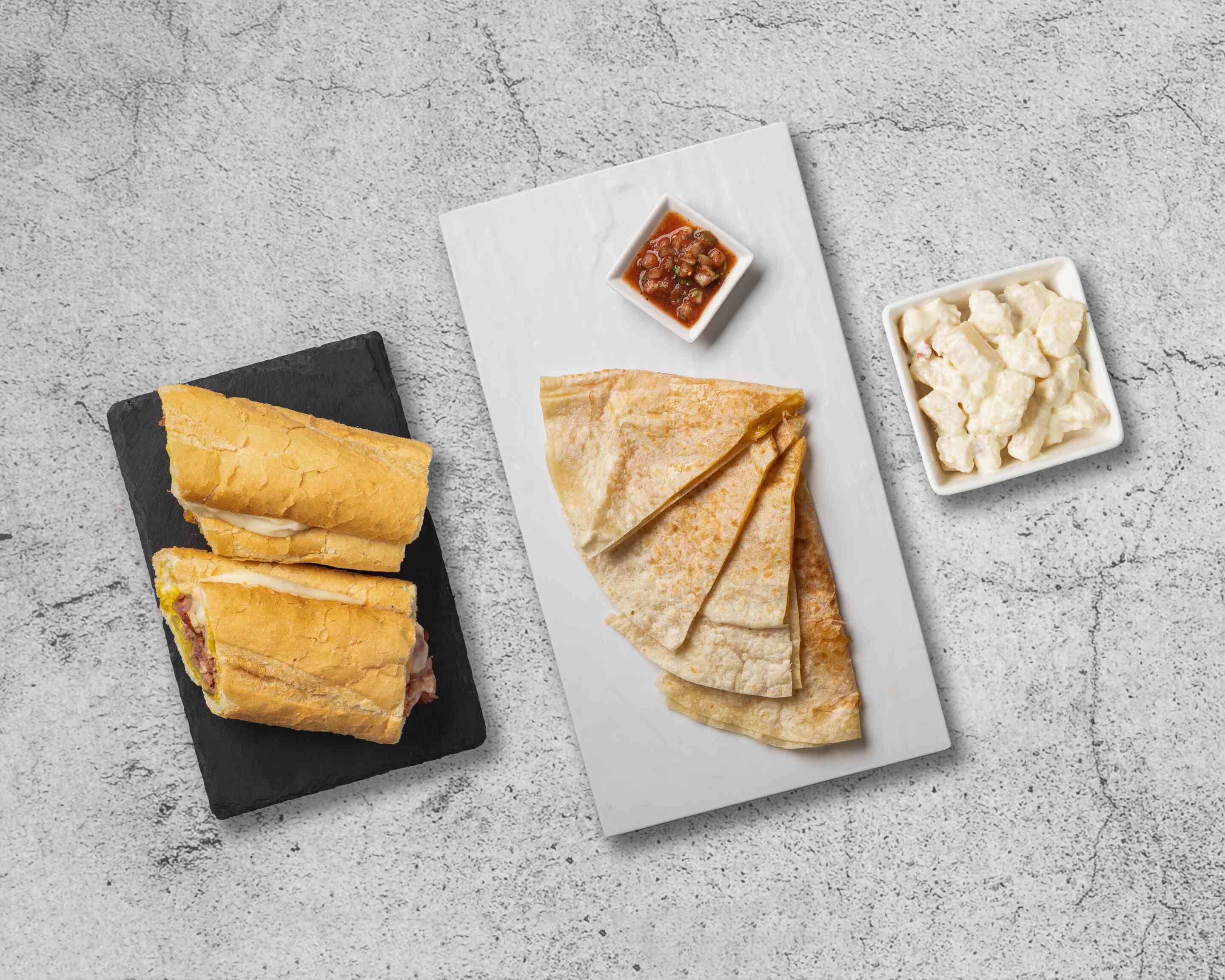 Order Roadhouse 95 Restaurant & Bar - Menu & Prices - Fort Mohave ...