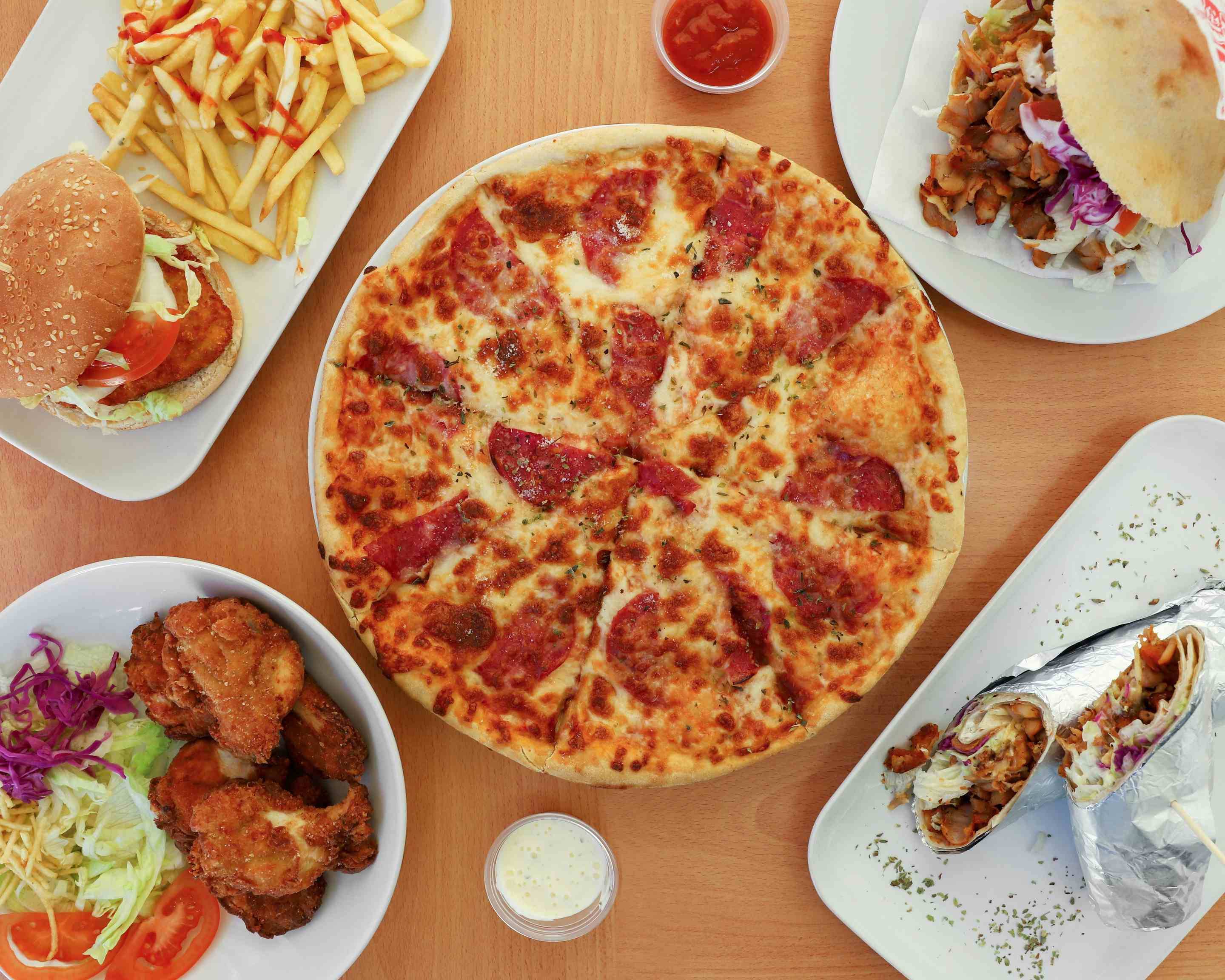 Entregas de Dom Pizza & Kebabs em Porto – Menu e preços | Uber Eats