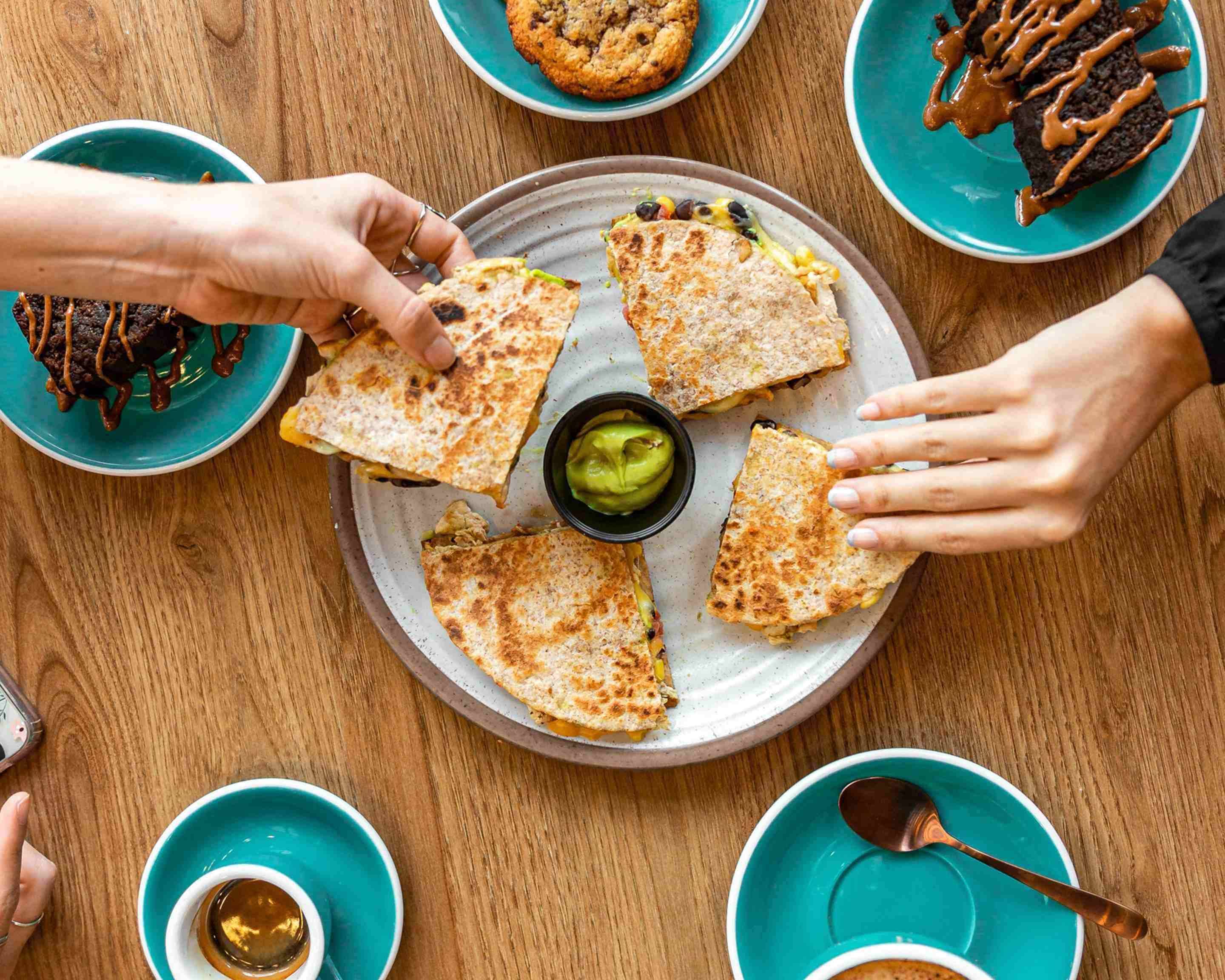 Prot Inn (Quicentro) a domicilio en Quito | Menú y precios | Uber Eats