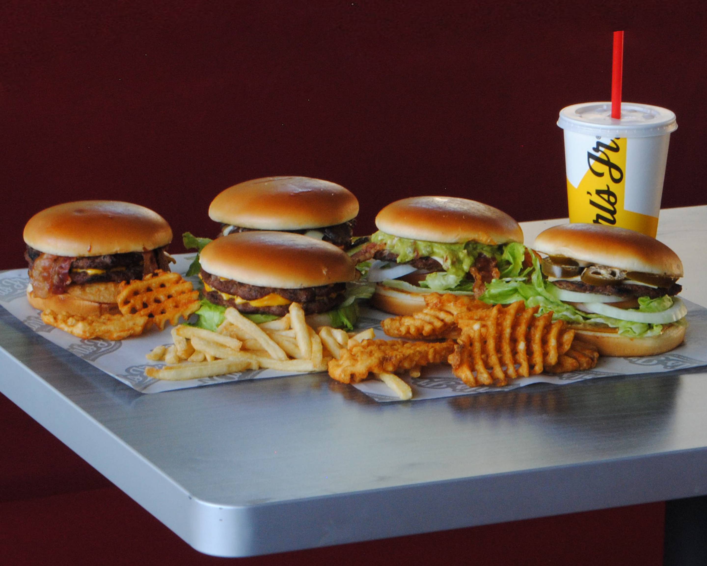 Carl's Jr. - El Frutal Delivery in Villa Nueva | Menu & Prices | Uber Eats