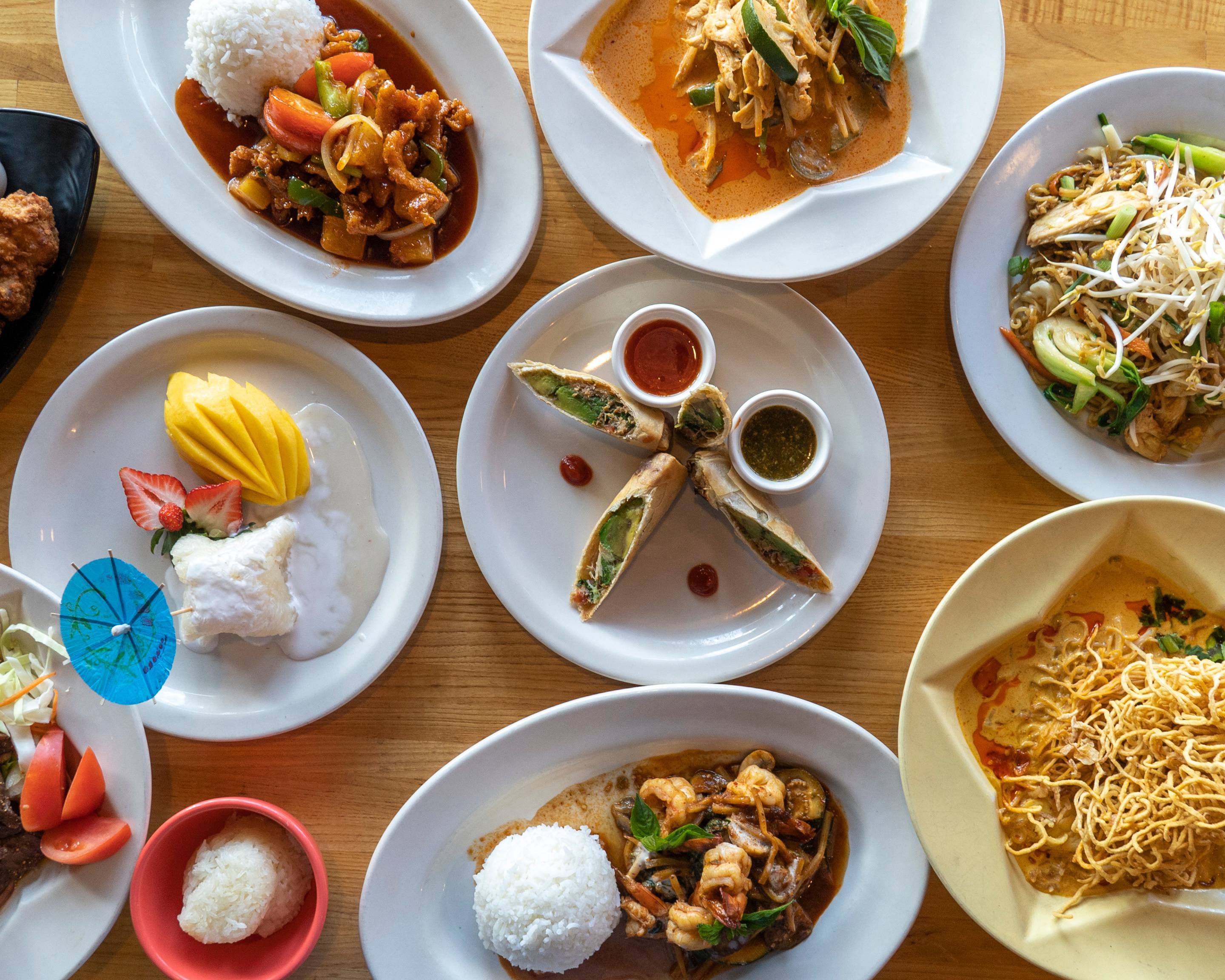 Order Simply Thai Bistro (Old Downtown) - Menu & Prices - Frisco ...