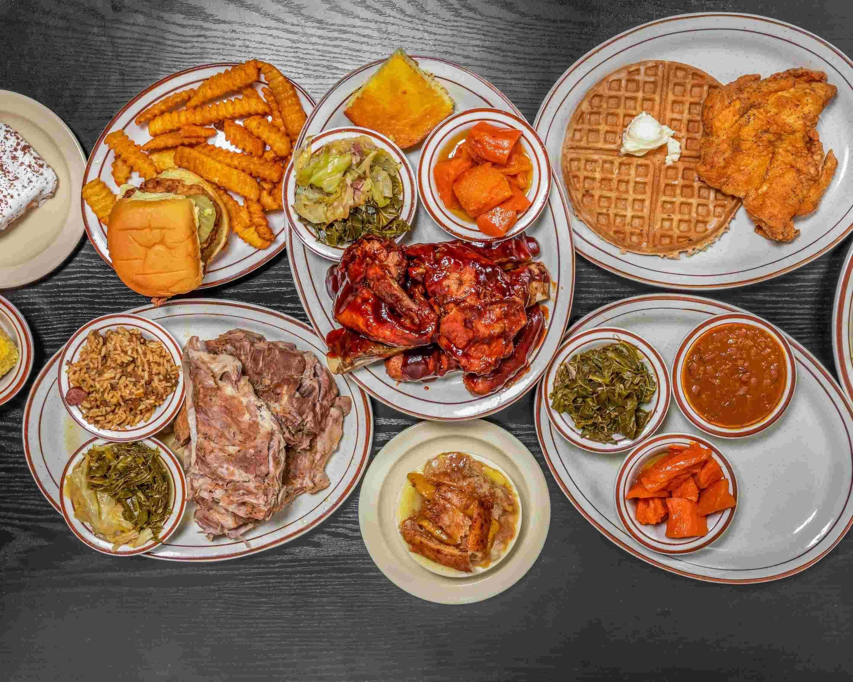 Order Mom's House (2681 Calloway Dr) Menu Delivery in Bakersfield ...