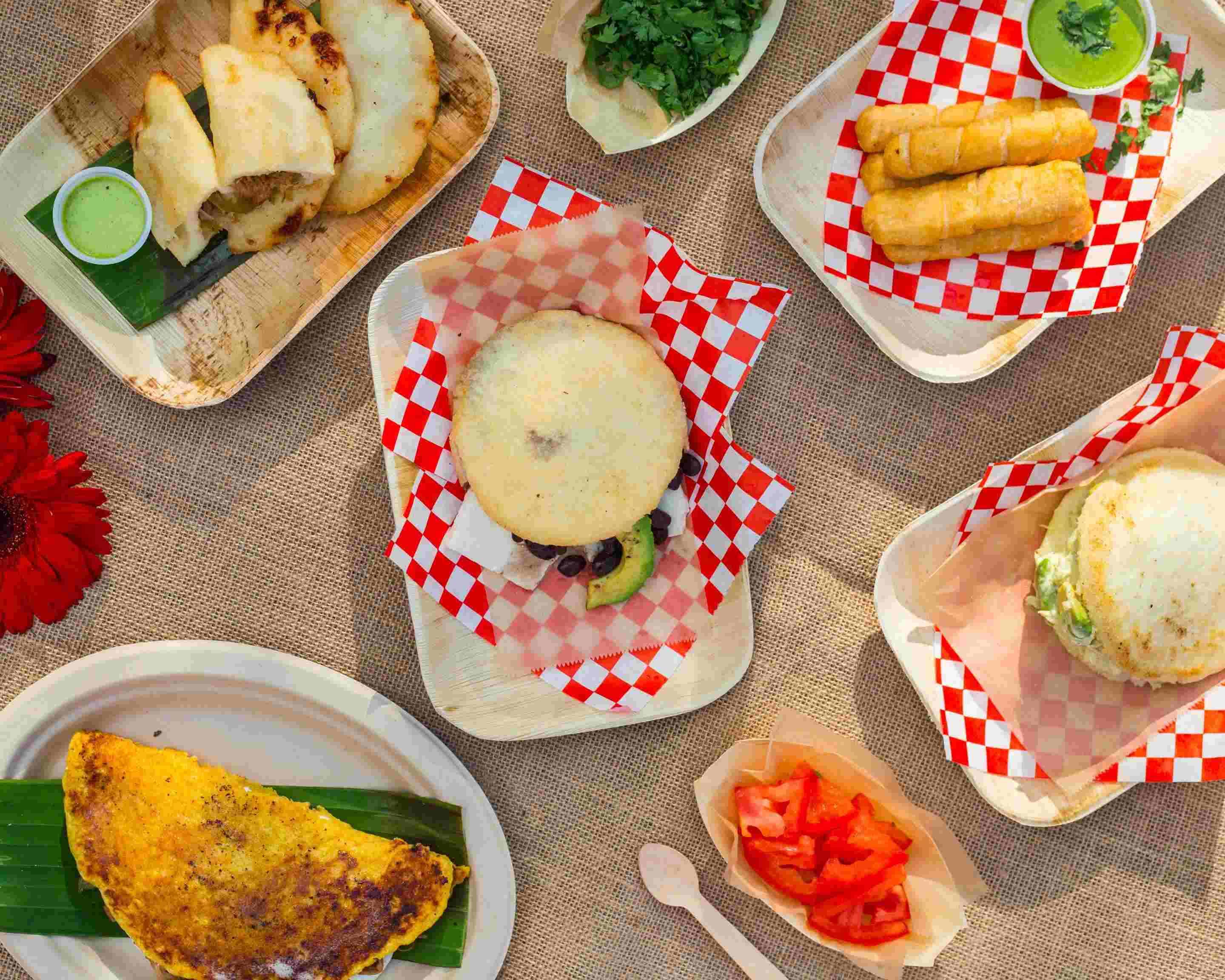 Roco Street Food Menú a Domicilio【Menú y Precios】Madrid | Uber Eats