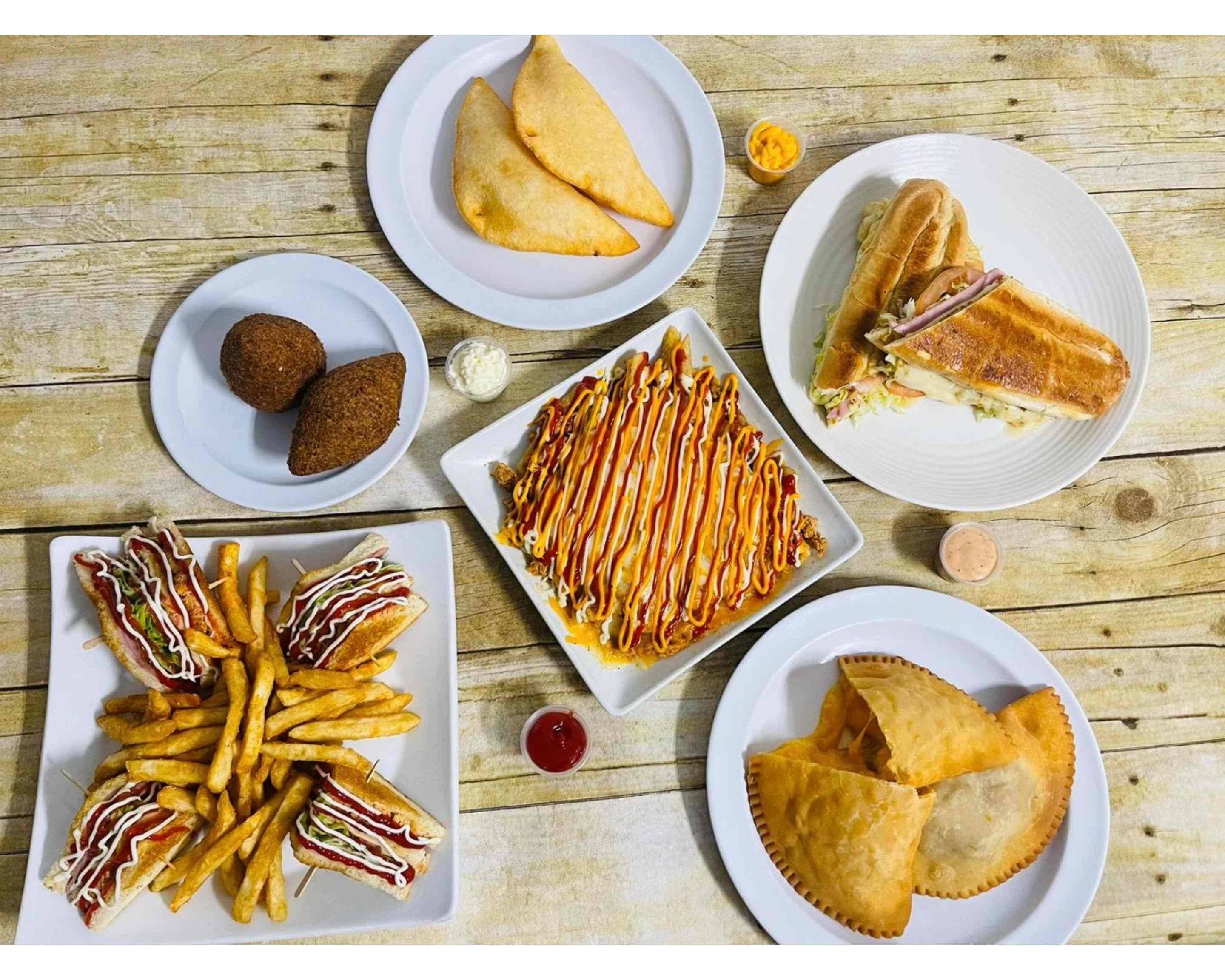 Empanadas De Yuca En Hojas