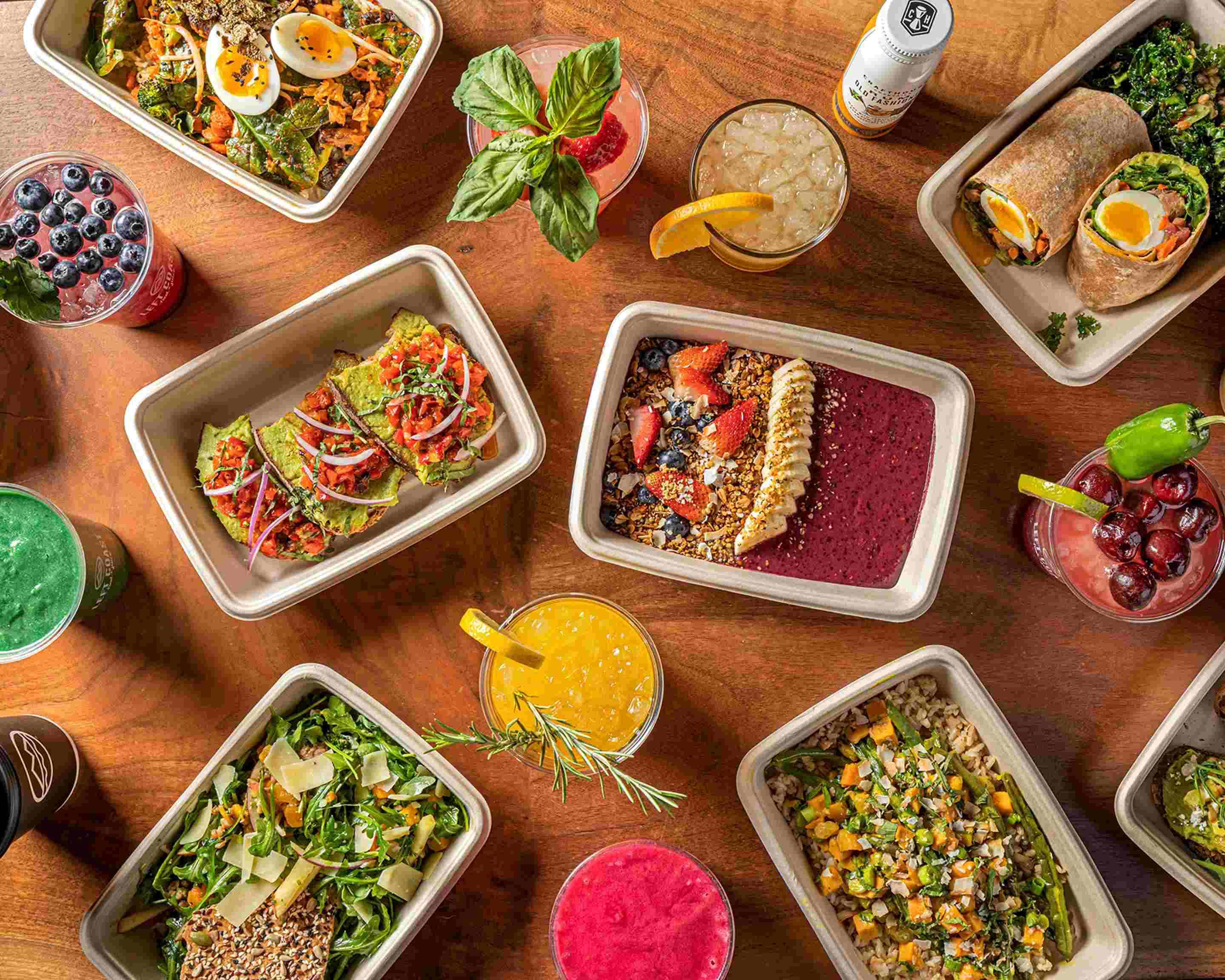 Order Left Coast Food & Juice (Lincoln Park) Menu Delivery in Chicago ...