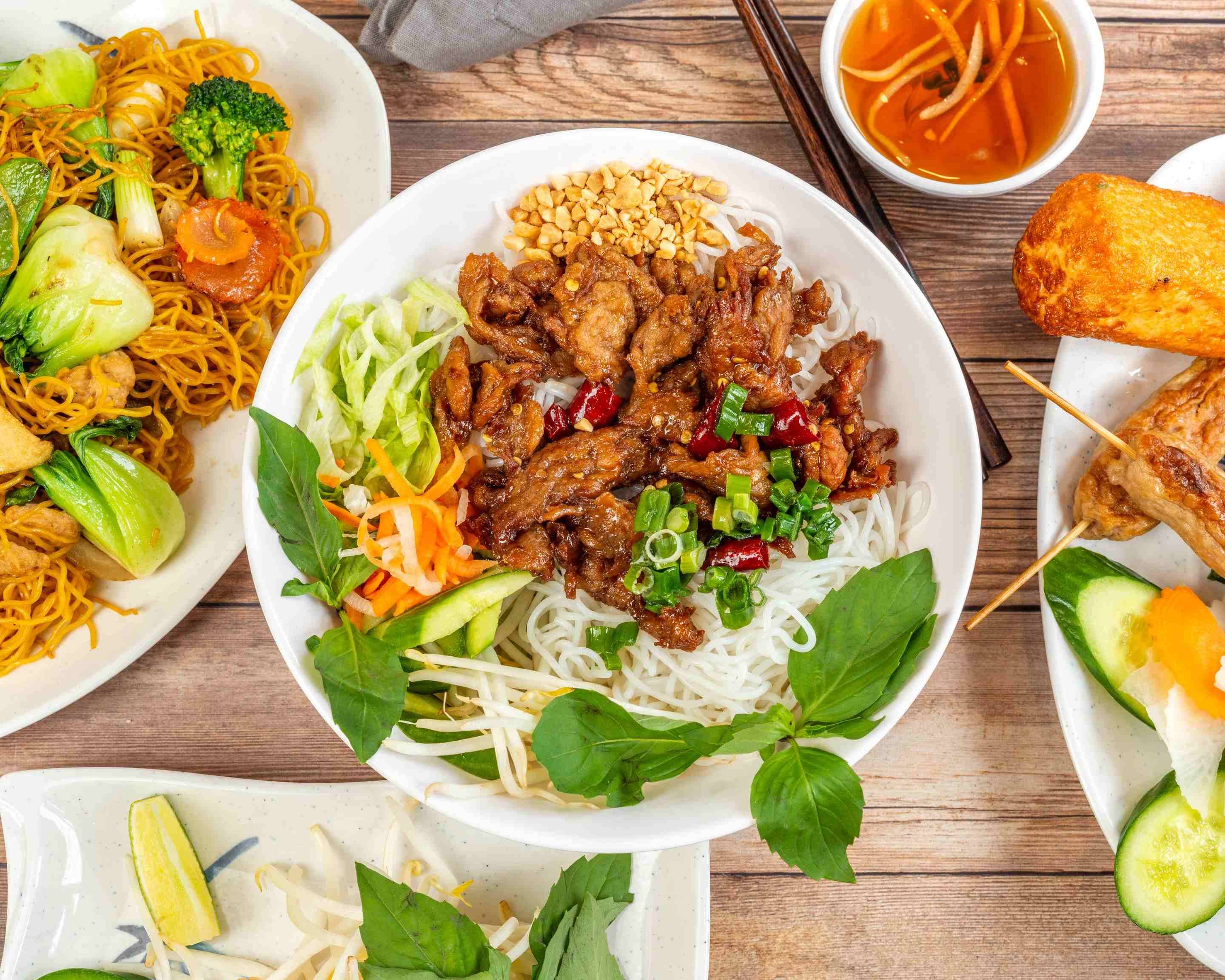 Order Mama's Viet Kitchen - Menu & Prices - Seattle Delivery | Uber Eats