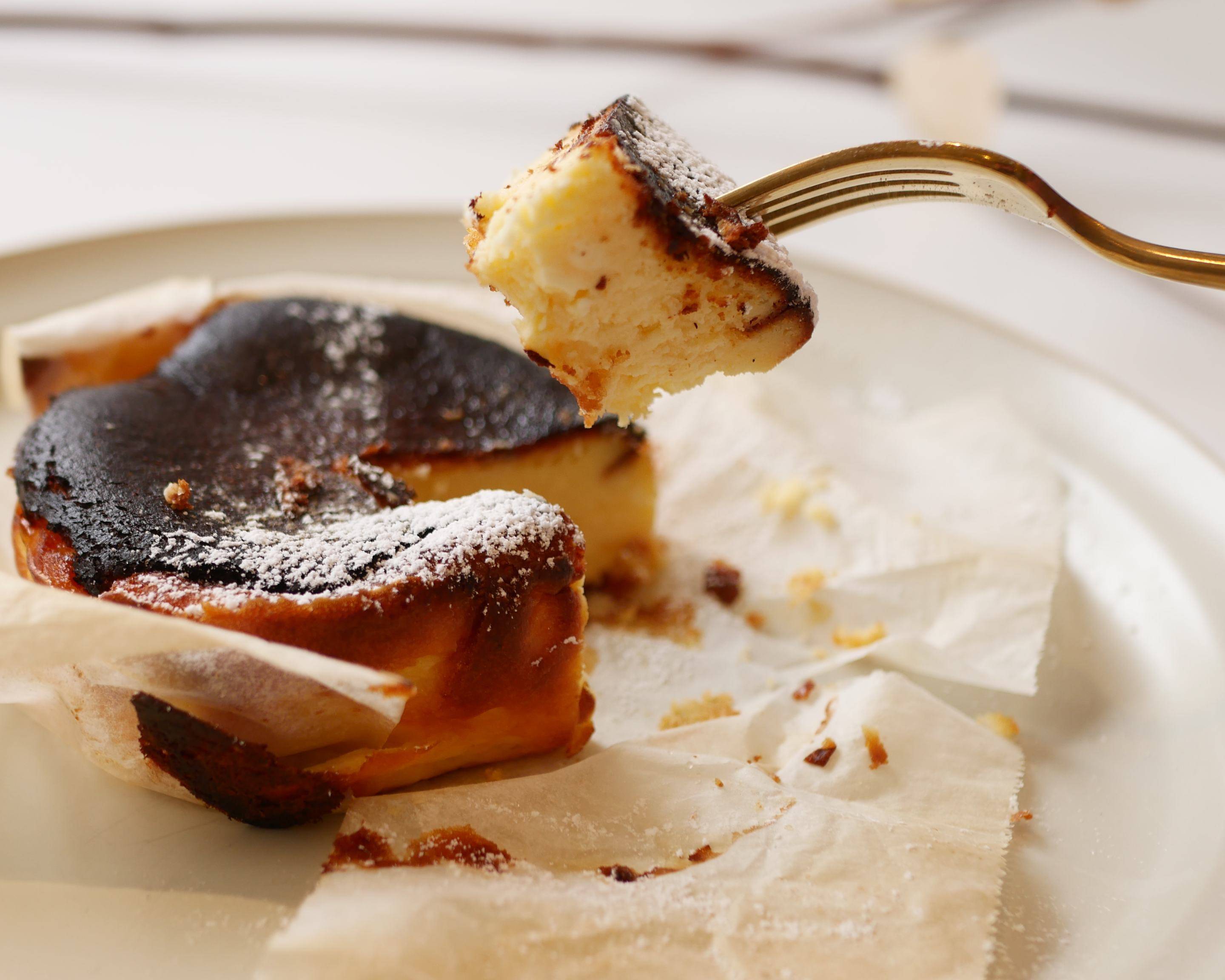 チーズケーキのお店 MOON and BACK Cheesecake specialty storeの出前・宅配・テイクアウトメニュー ...