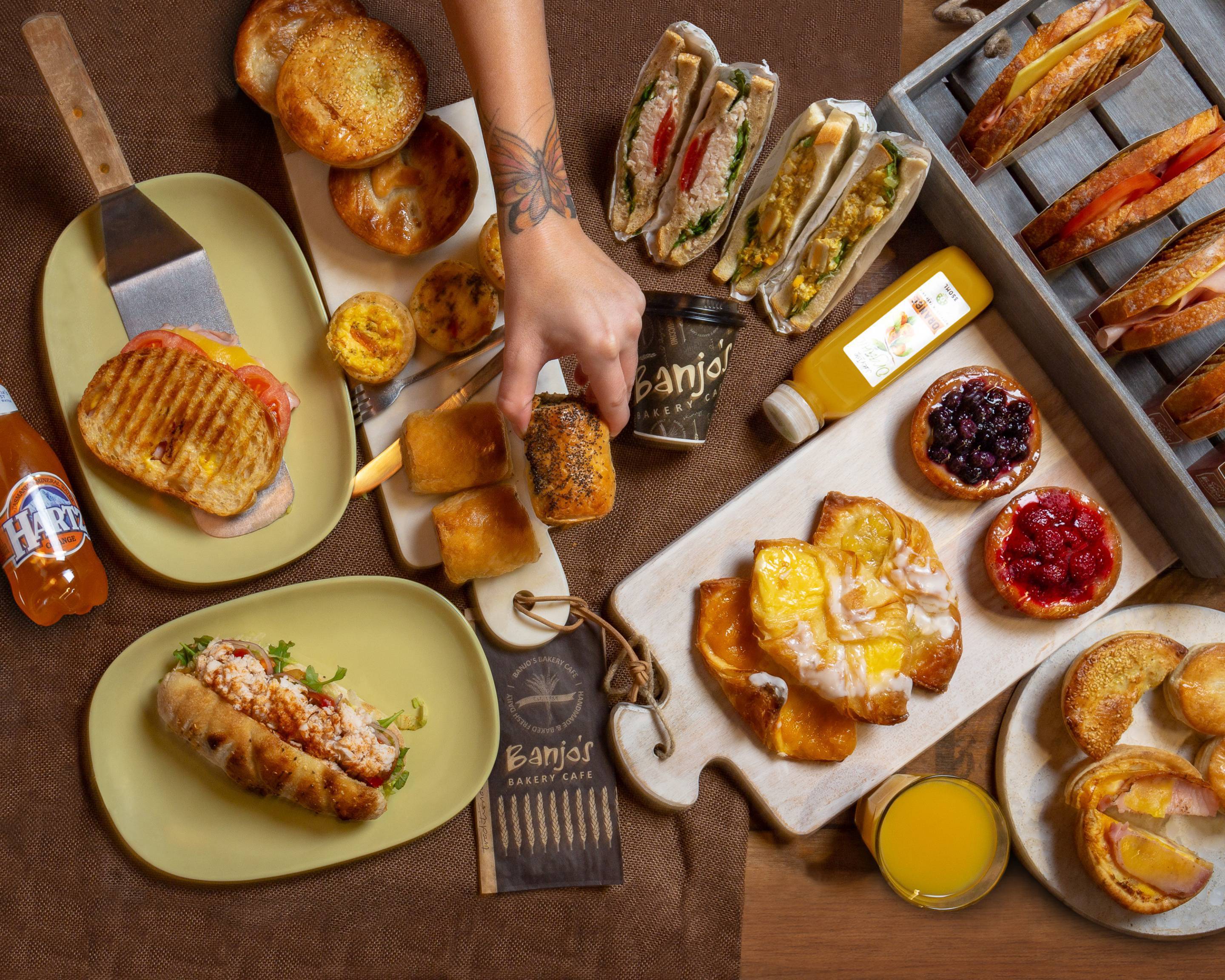 Order Banjo's Bakery Café (Park Ridge) Menu Delivery and Takeaway in ...