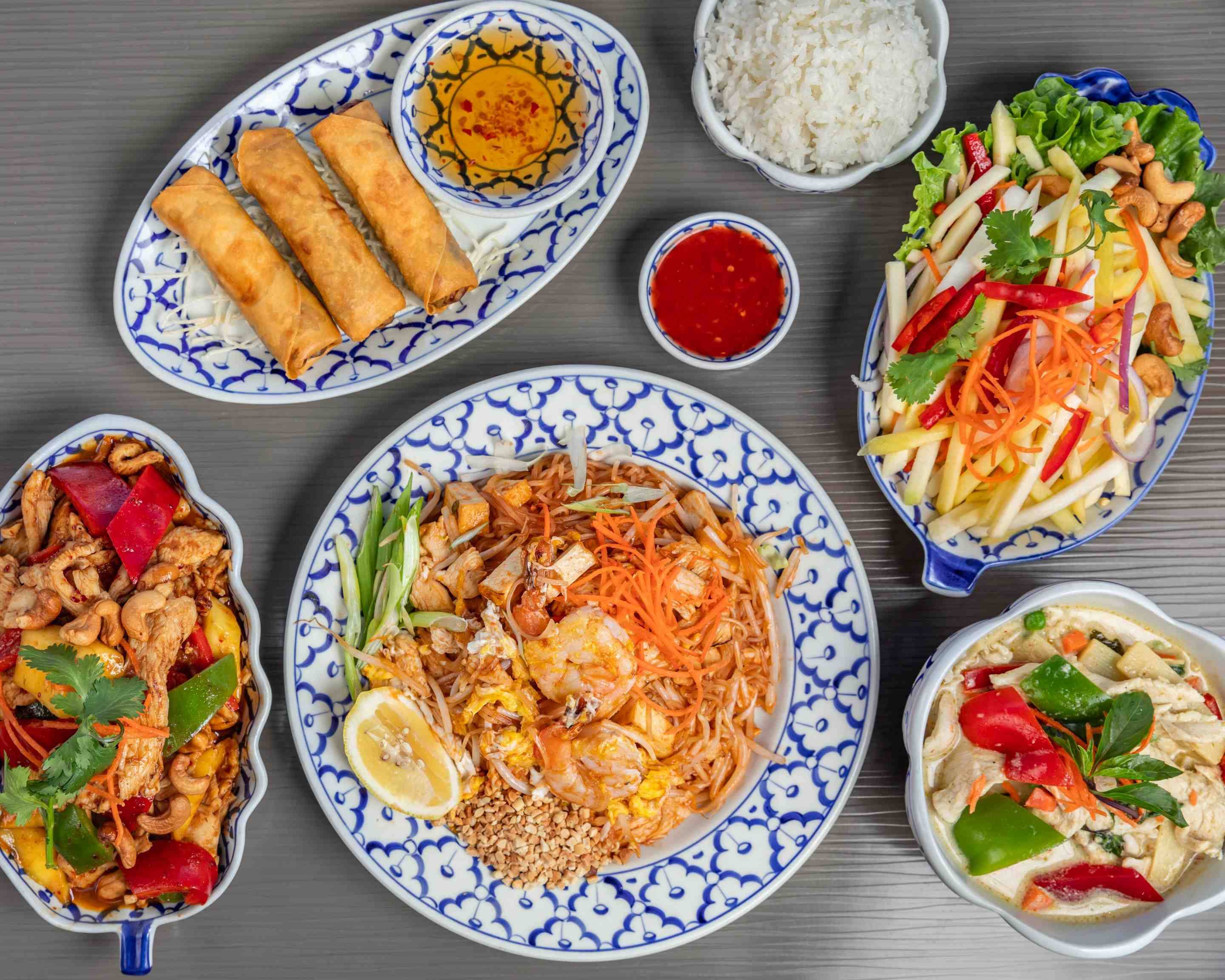 Order Bua Thai - Kitchen - Menu & Prices - Toronto Delivery | Uber Eats