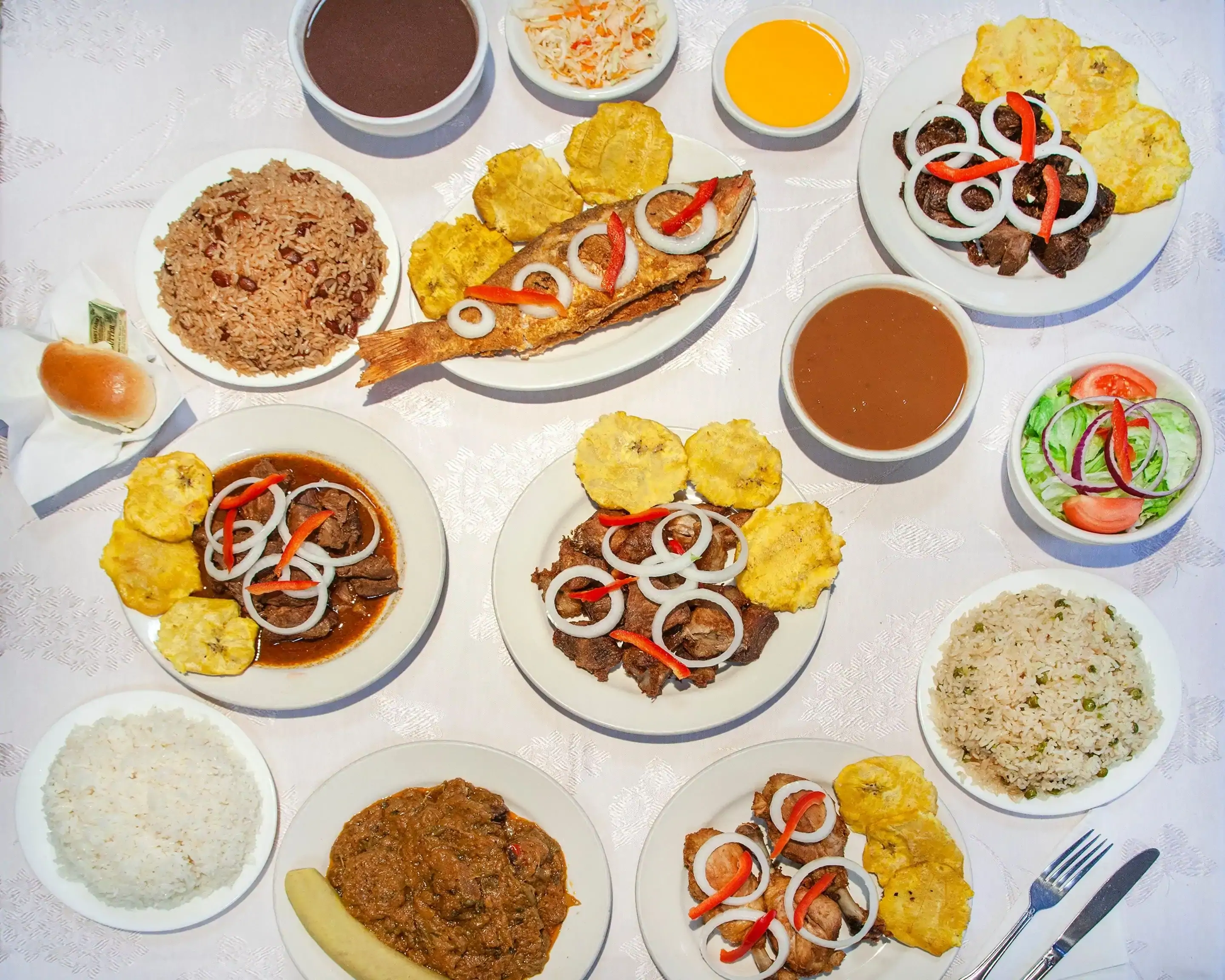 Order Gee's Caribbean Kitchen - Menu & Prices - Cincinnati Delivery ...