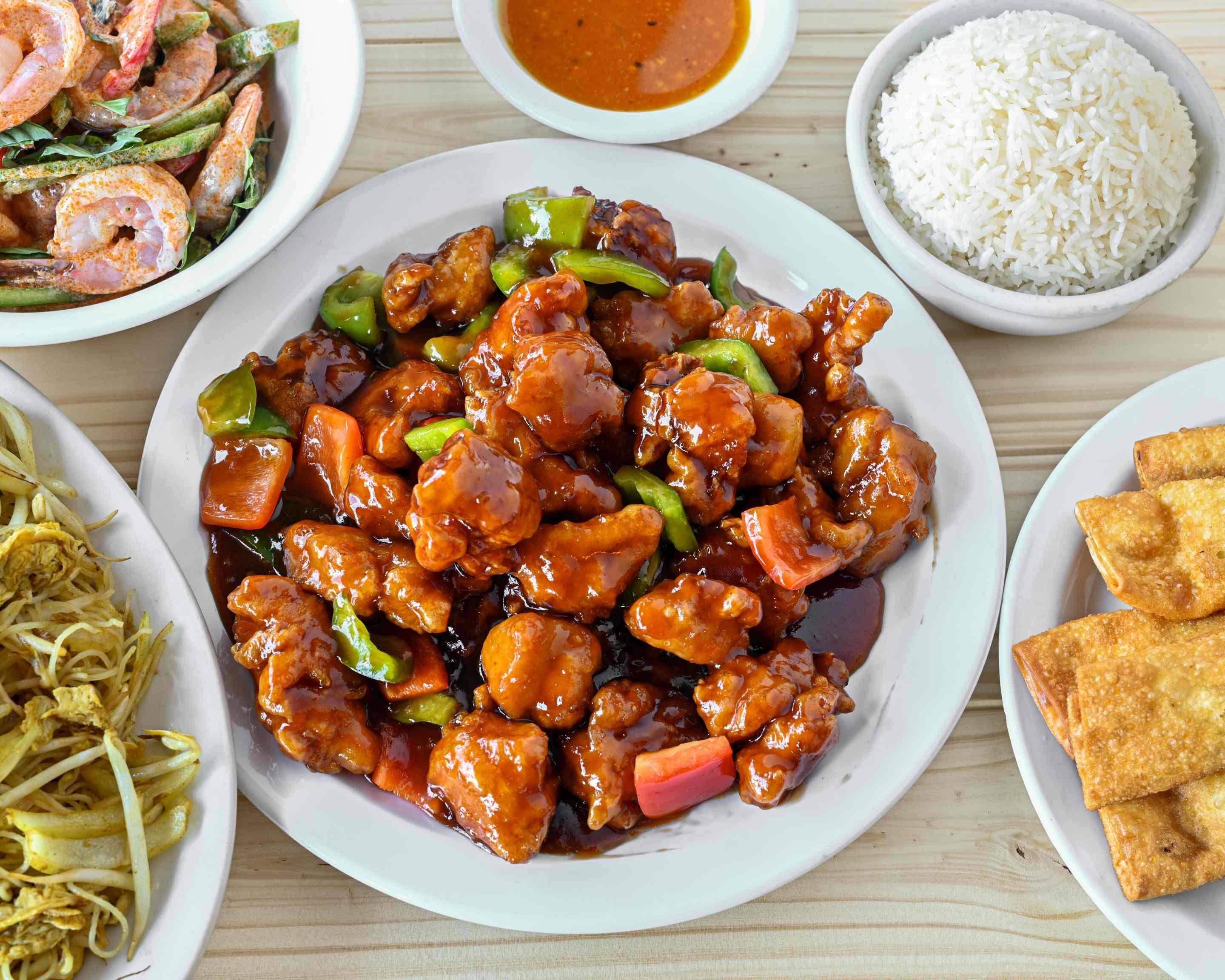 Order Restaurant Chopstix - Menu & Prices - Montreal Delivery | Uber Eats