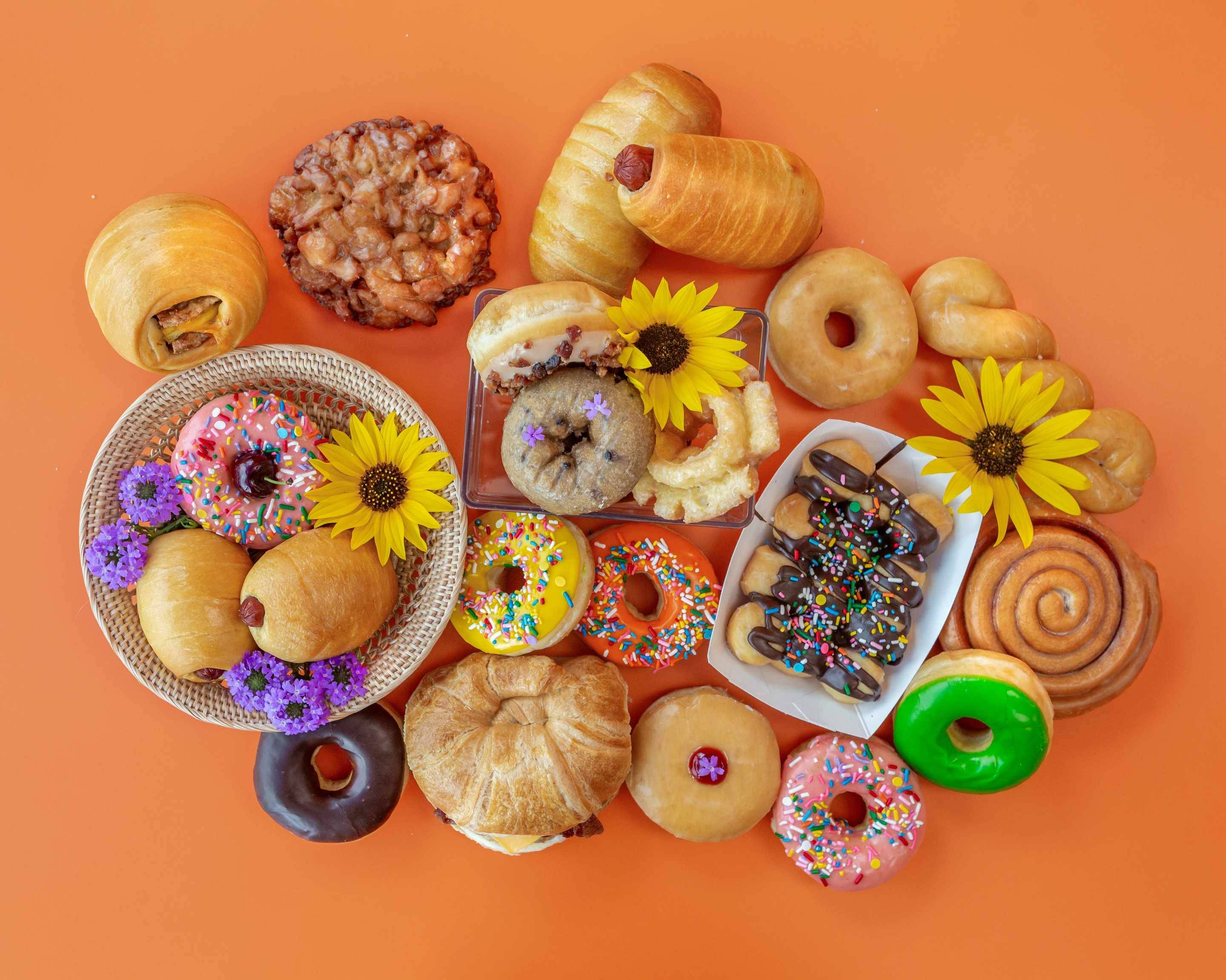 Order Smiling Donuts Hutto Delivery in Hutto | Menu & Prices | Uber Eats