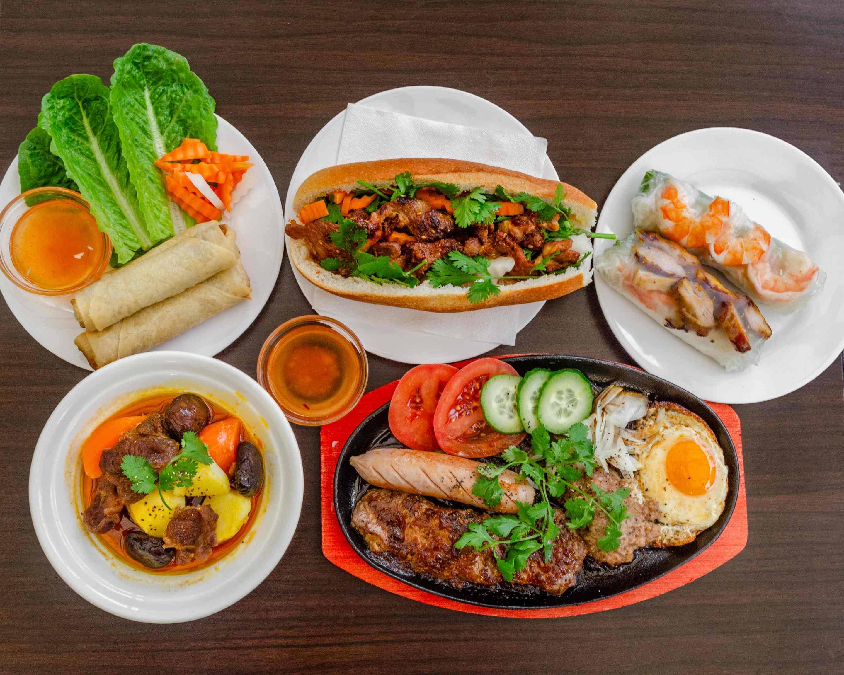 Order Vie Cafe & Vietnamese Street Food | Menu & Prices | Auckland ...