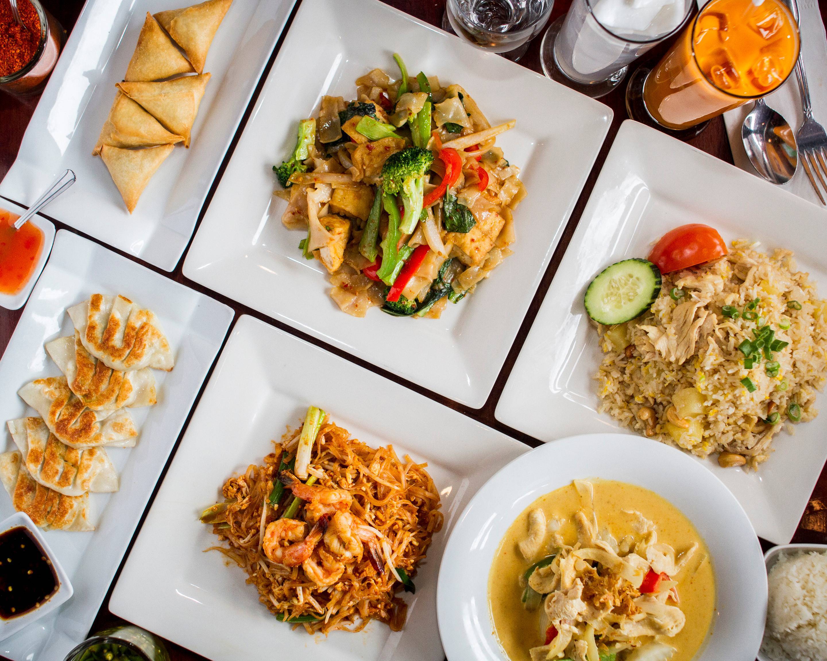 Order Clifton Thai Restaurant - Menu & Prices - Clifton Delivery | Uber ...