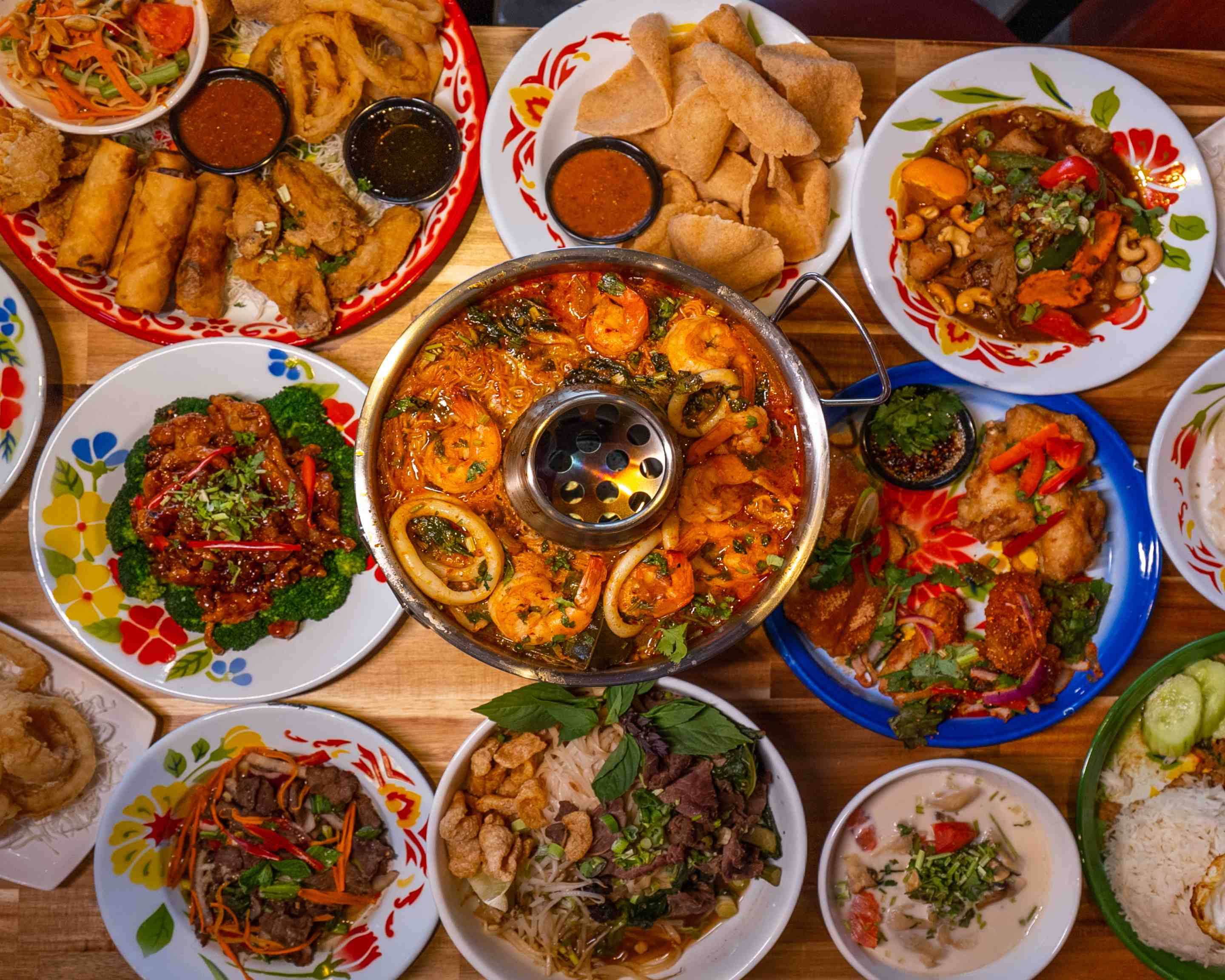 Order Rim Thanon Thai Kitchen - Menu & Prices - 菜单优惠和价目表 - Barrie ...