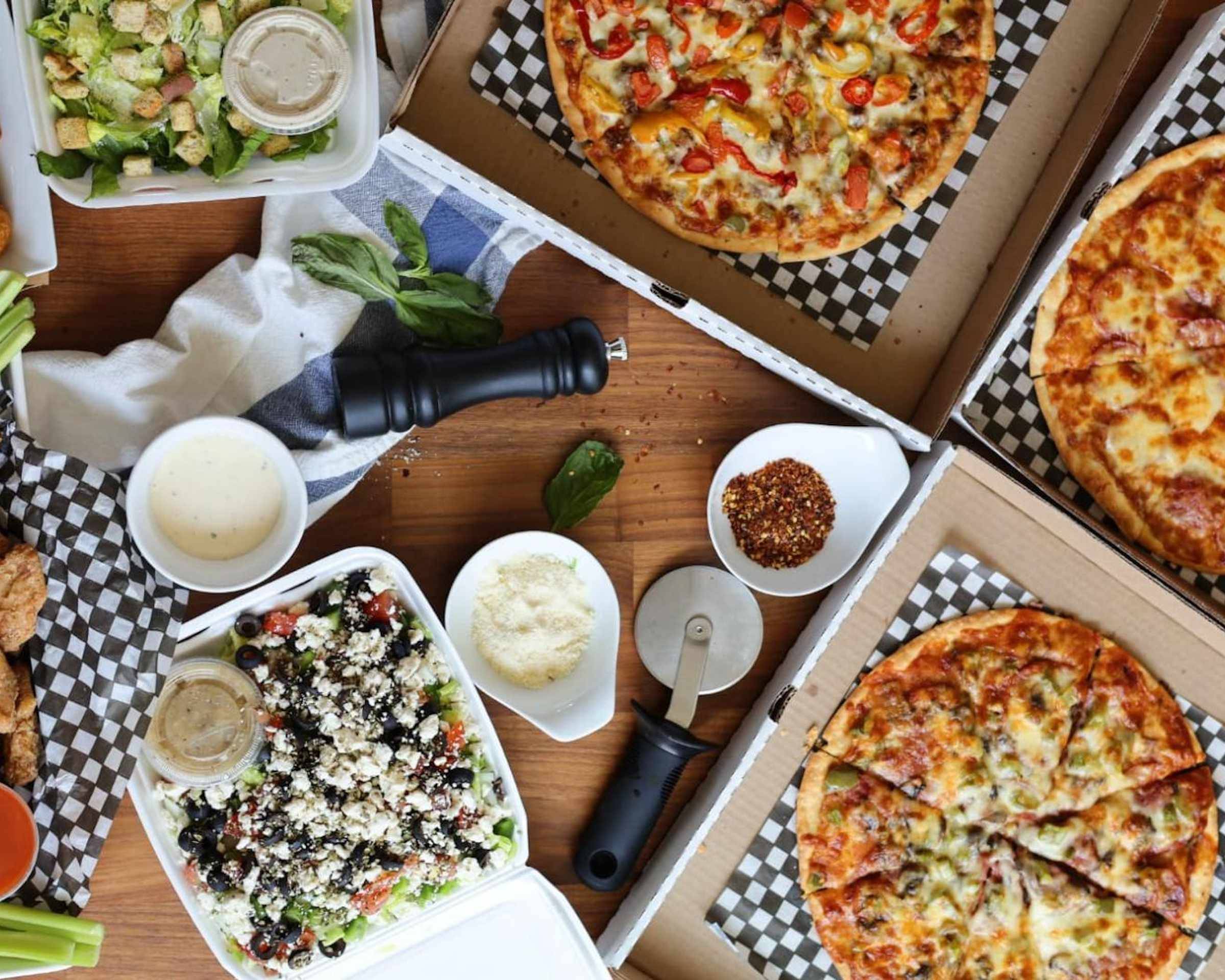 Order Niakwa Pizza Delivery Menu Prices Winnipeg Uber Eats