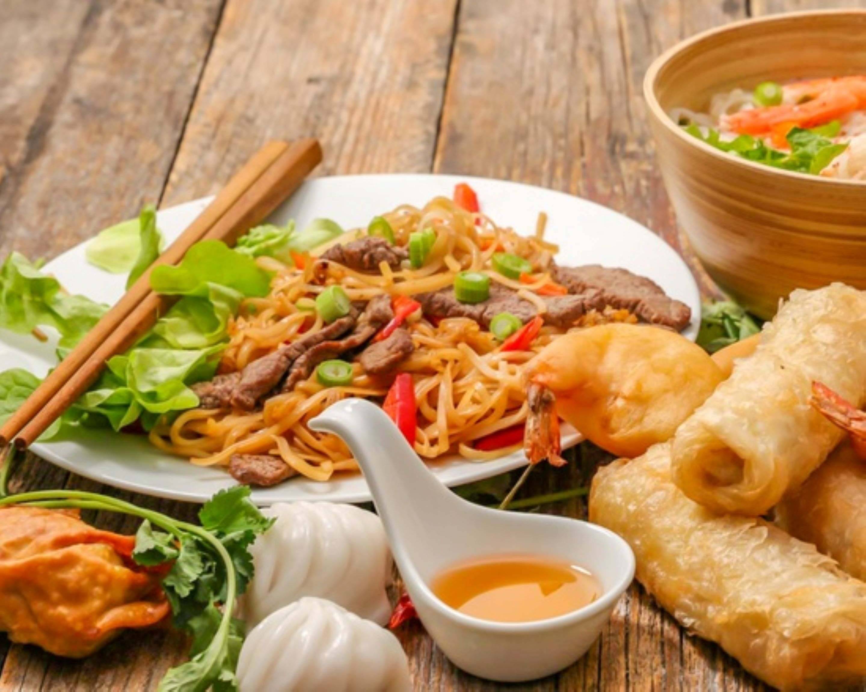 Order H.K. Jade Express Delivery【Menu & Prices】| Thunder Bay | Uber Eats