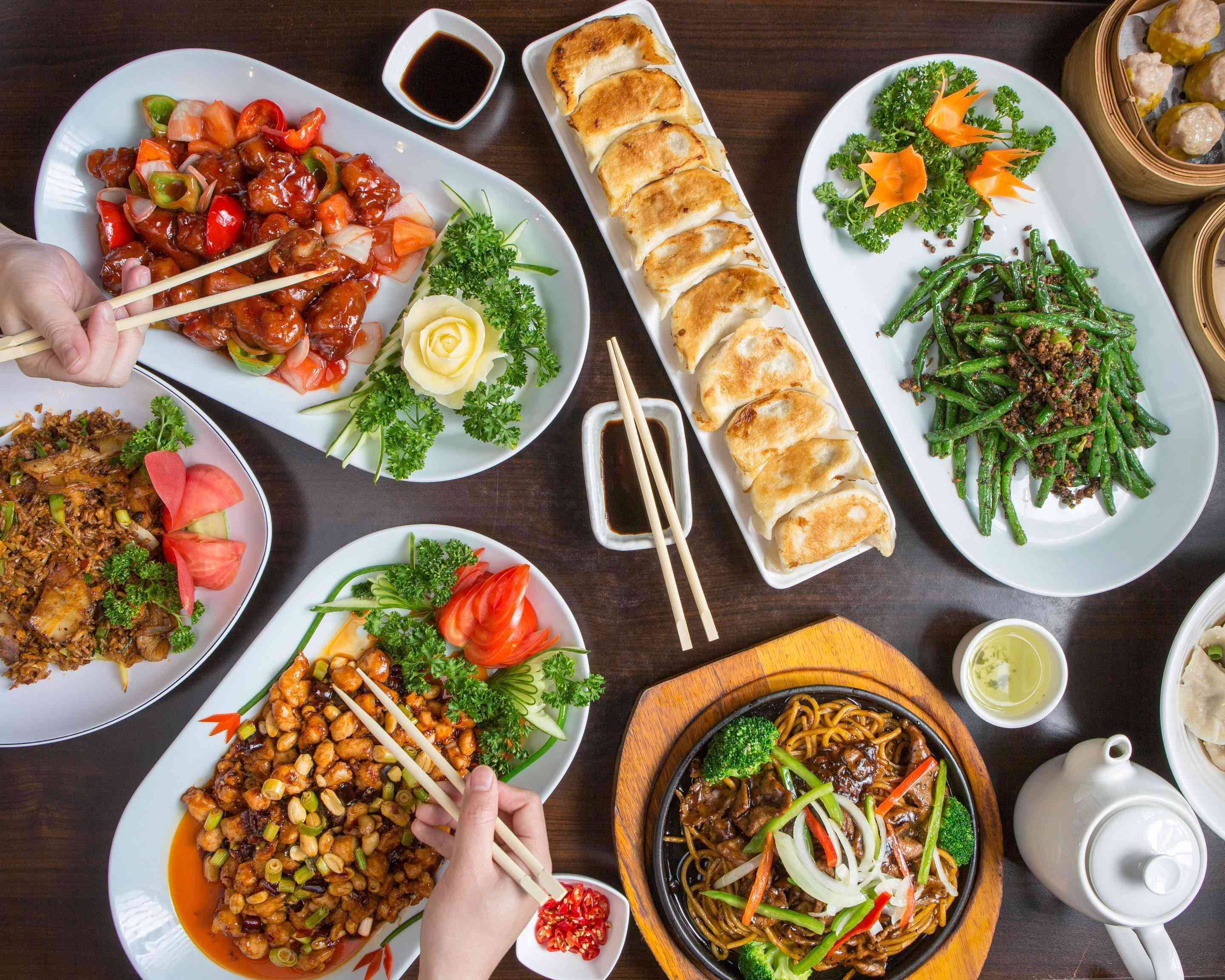 Little White Duck (Chadstone) Restaurant Menu - Takeout in Melbourne ...