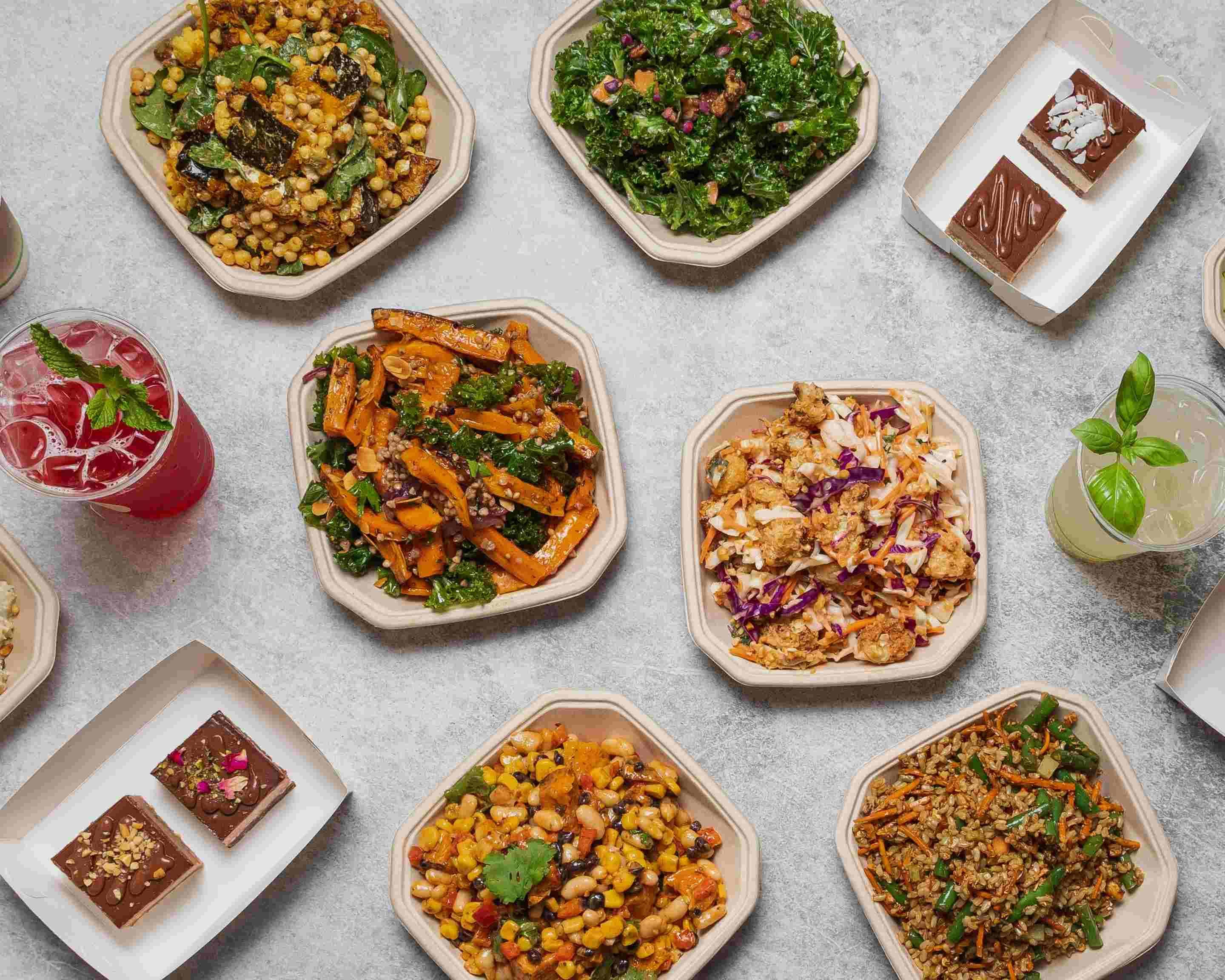 Dalas Kitchen – Salad Bar Nobbys Beach Menu Takeout in Gold Coast ...