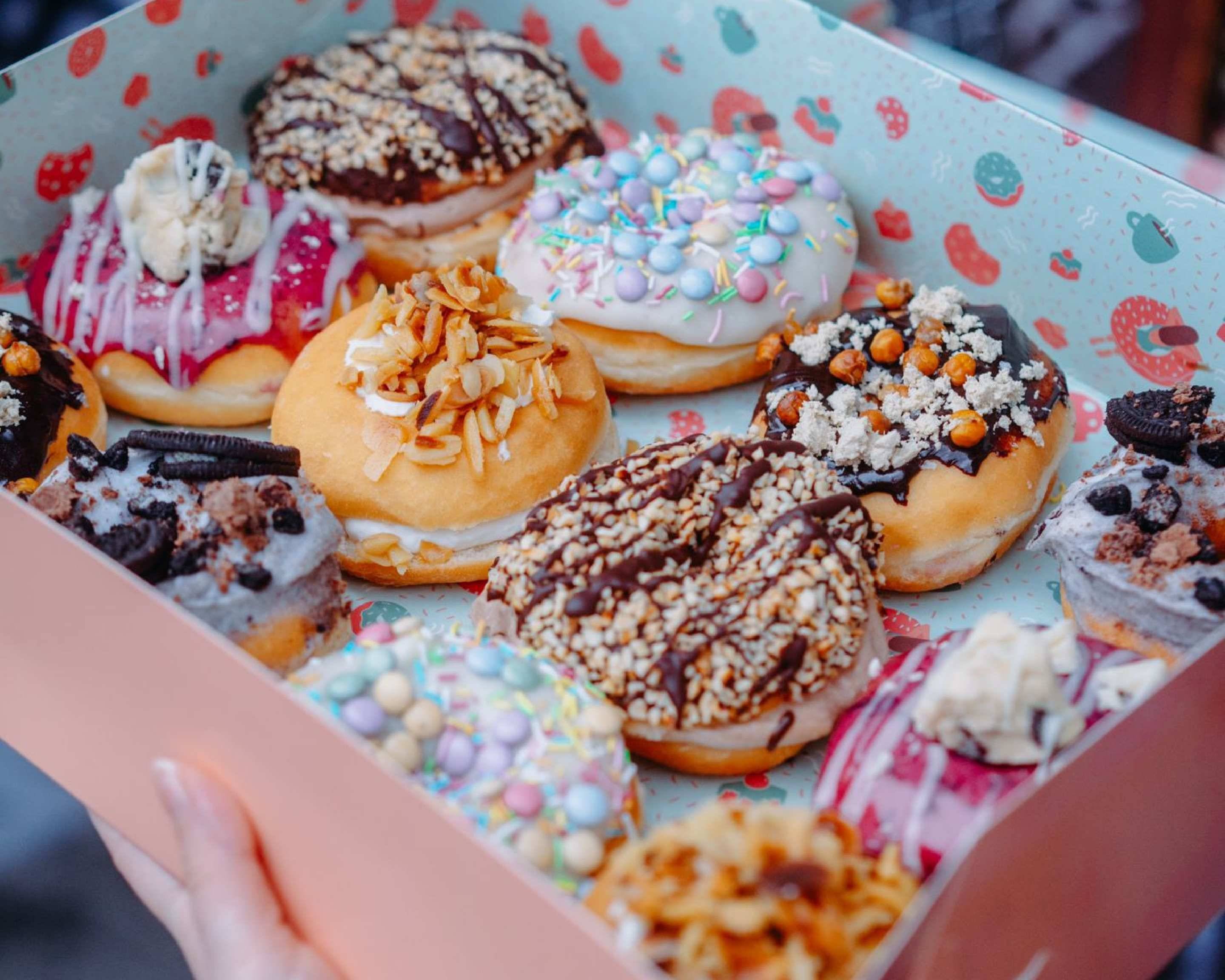 Kjeks - Vegan Cake | Schanze 🍰🎂🍩 | Lieferservice | Speisekarte und ...