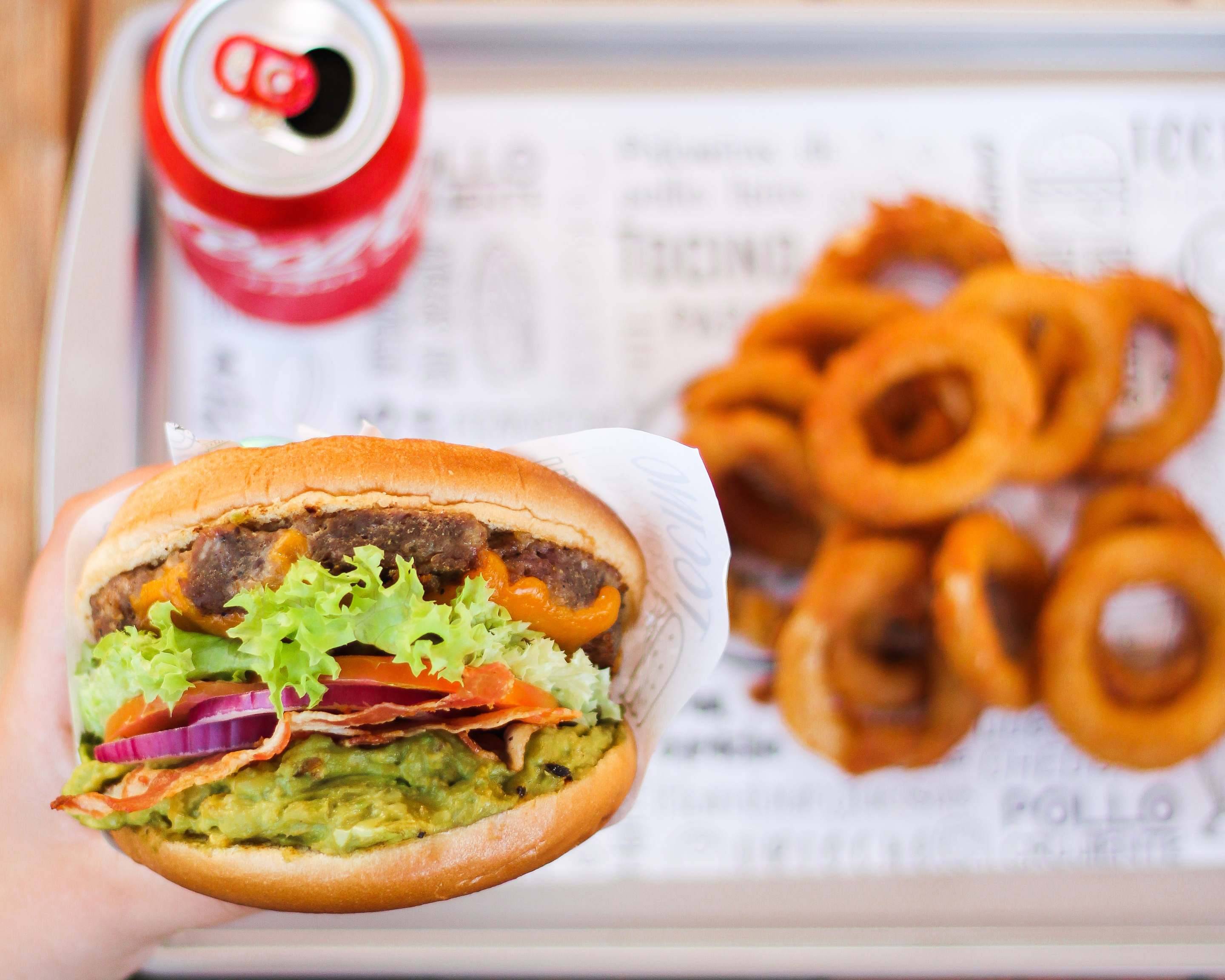 The Hunt: Burgers And Fries Menú y Precios - Pide a Domicilio en La Paz ...