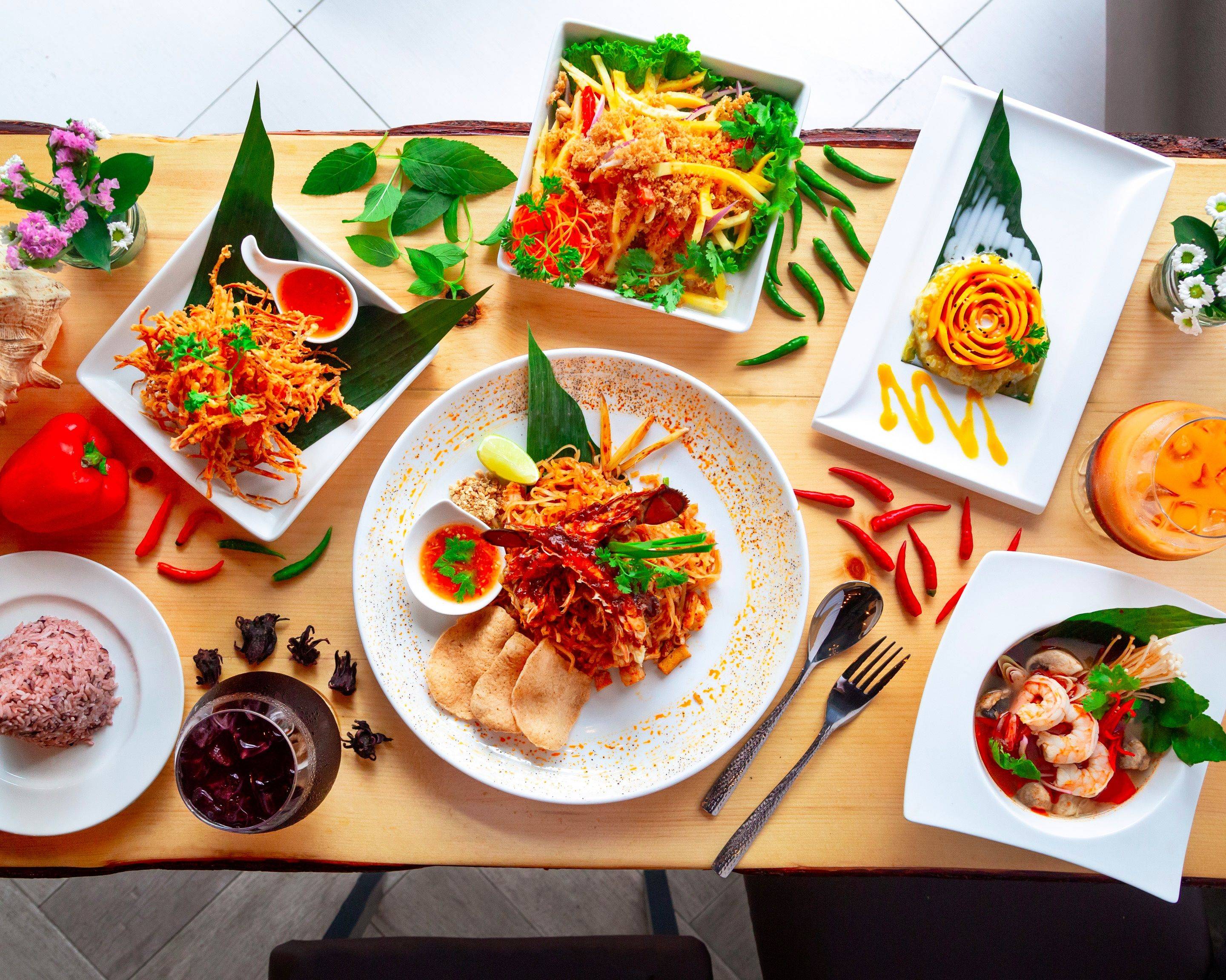 Order Imm thai Kitchen - Menu & Prices - Toronto Delivery | Uber Eats