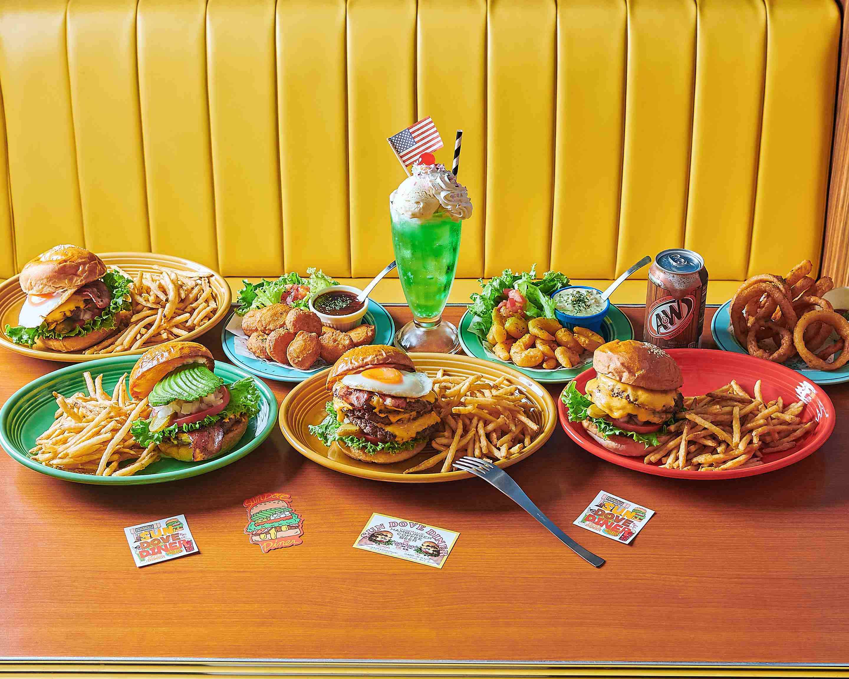 サンダヴダイナー SUN DOVE DINERのデリバリー ・持ち帰り| メニューを見る |東京 で 配達| ウーバーイーツ
