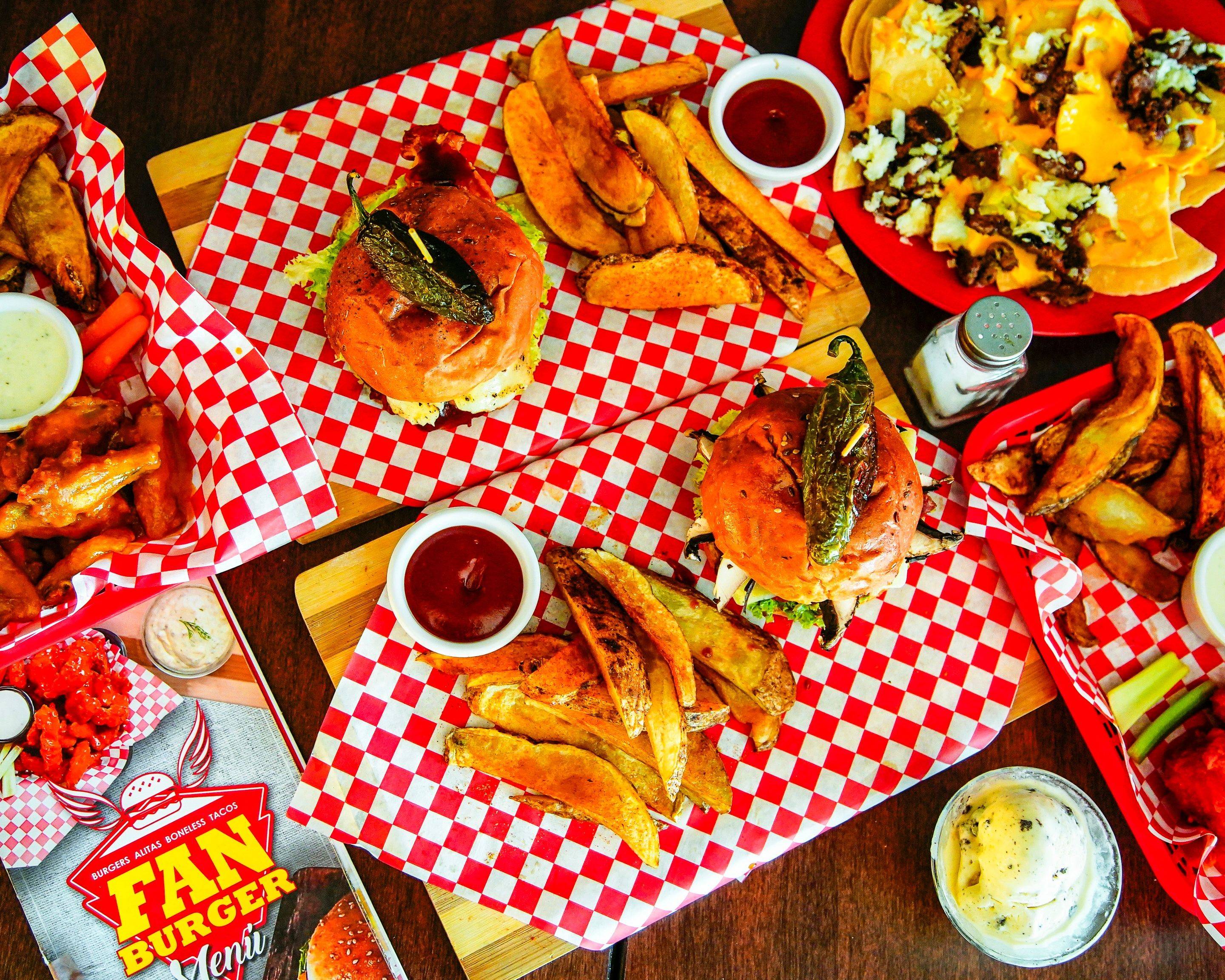 Fan Burger Menú y Precios - Pide a Domicilio en Juárez - Uber Eats