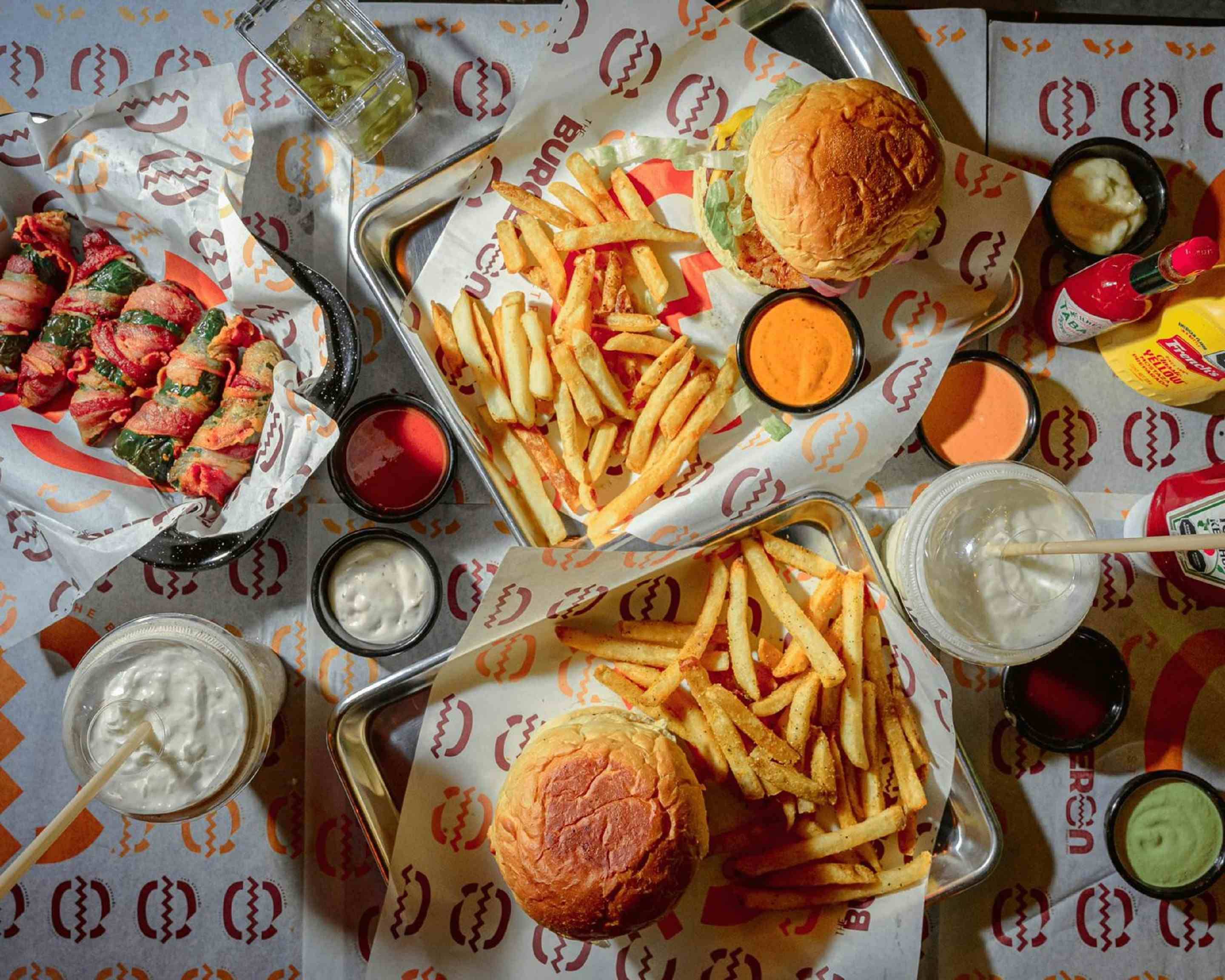 The Burgeron Menú a Domicilio【Menú y Precios】Cancún | Uber Eats