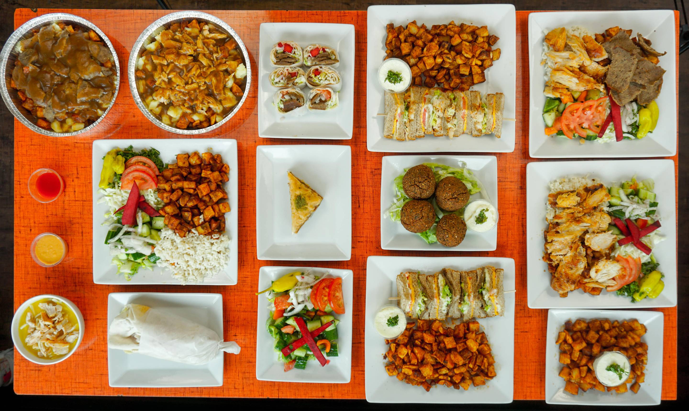 Commander d'un Taouk resto【Menu et prix】| Trois-Rivières | Uber Eats
