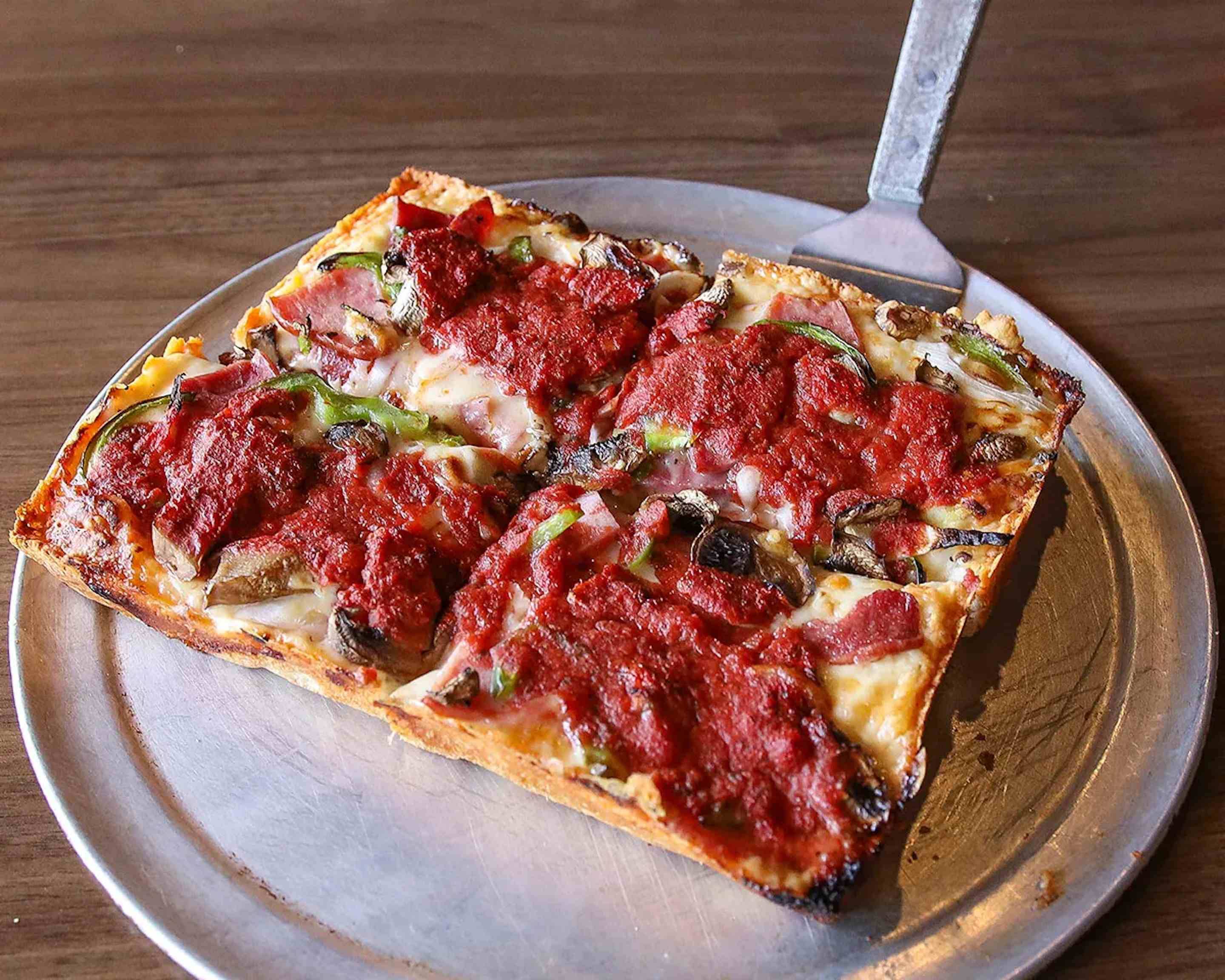 Order Shield's Restaurant Bar Pizzeria - Southfield Menu Delivery【Menu ...