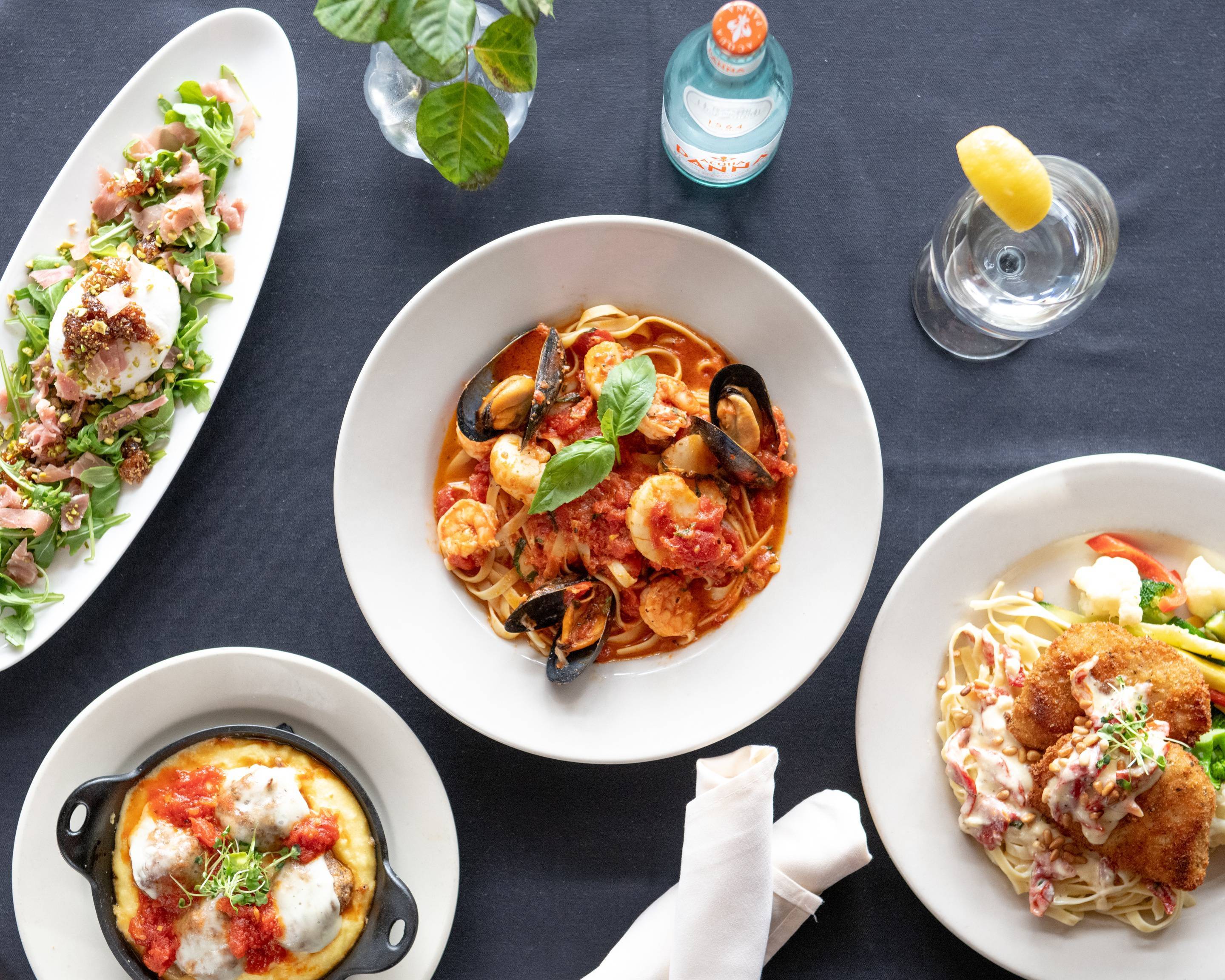 Order Amedeo's Italian Restaurant - Menu & Prices - Houston Delivery ...