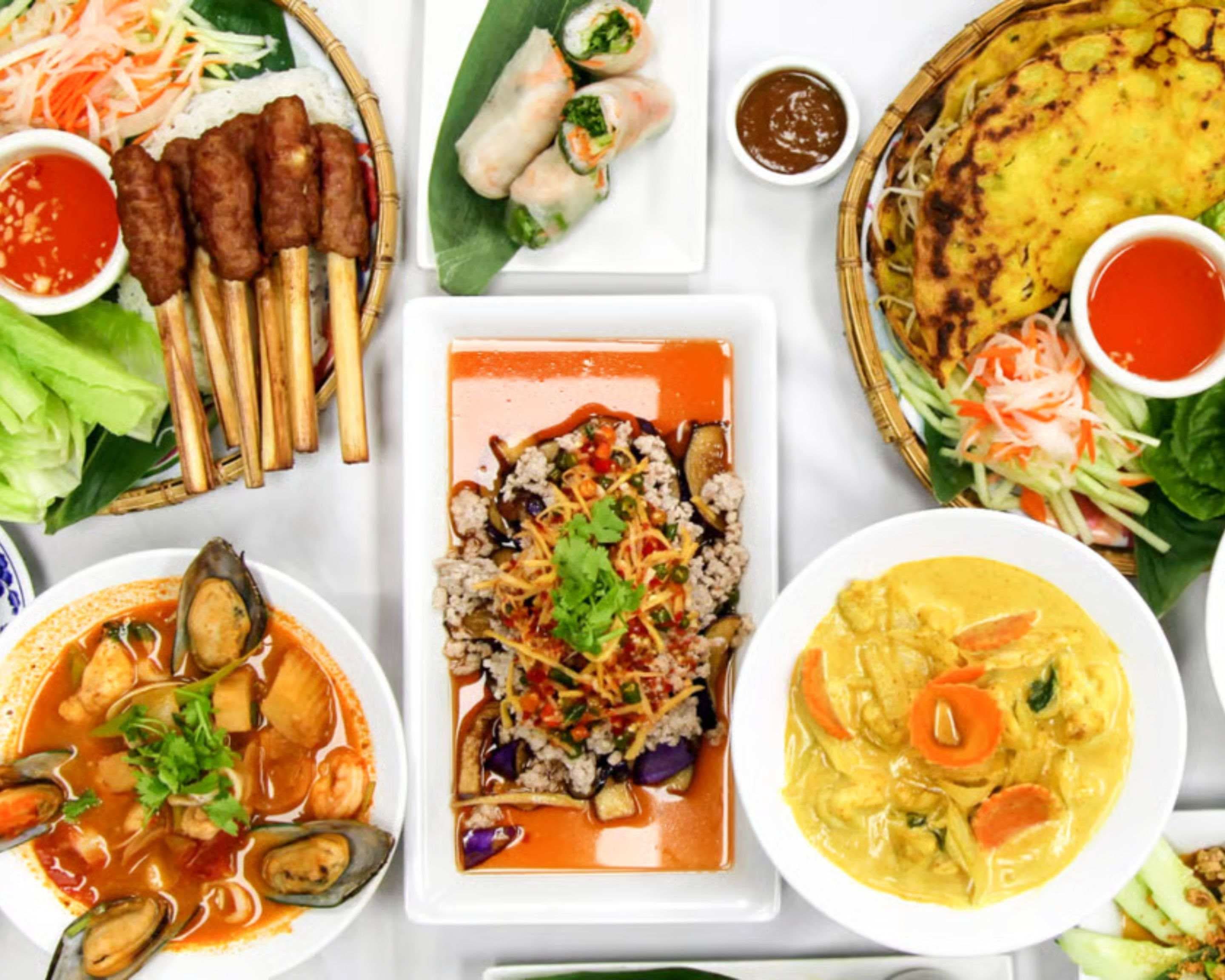 Café Chinois (Wilmington) Menu Wilmington • Order Café Chinois ...