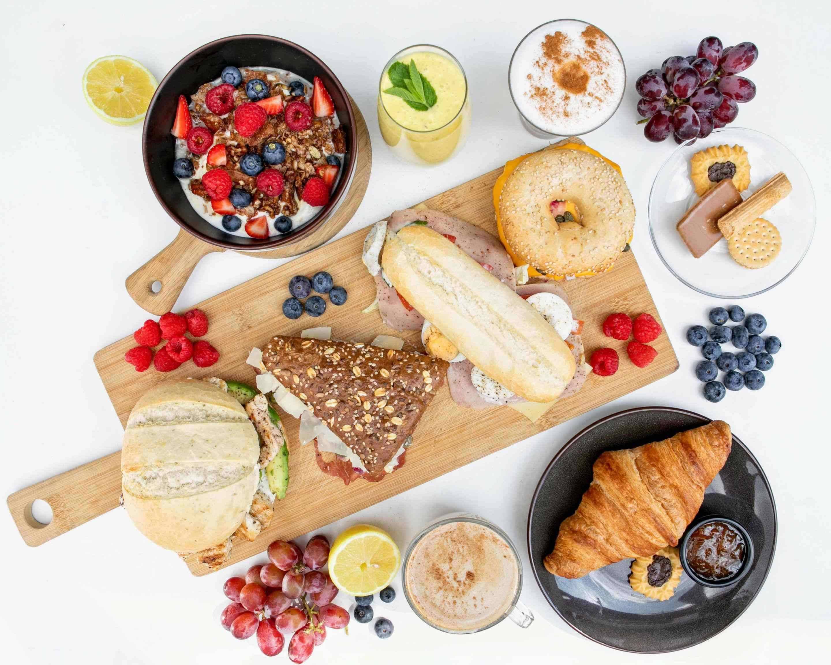 Bestellen bij De zusjes aalsmeer in Aalsmeer | Menu en prijzen | Uber Eats