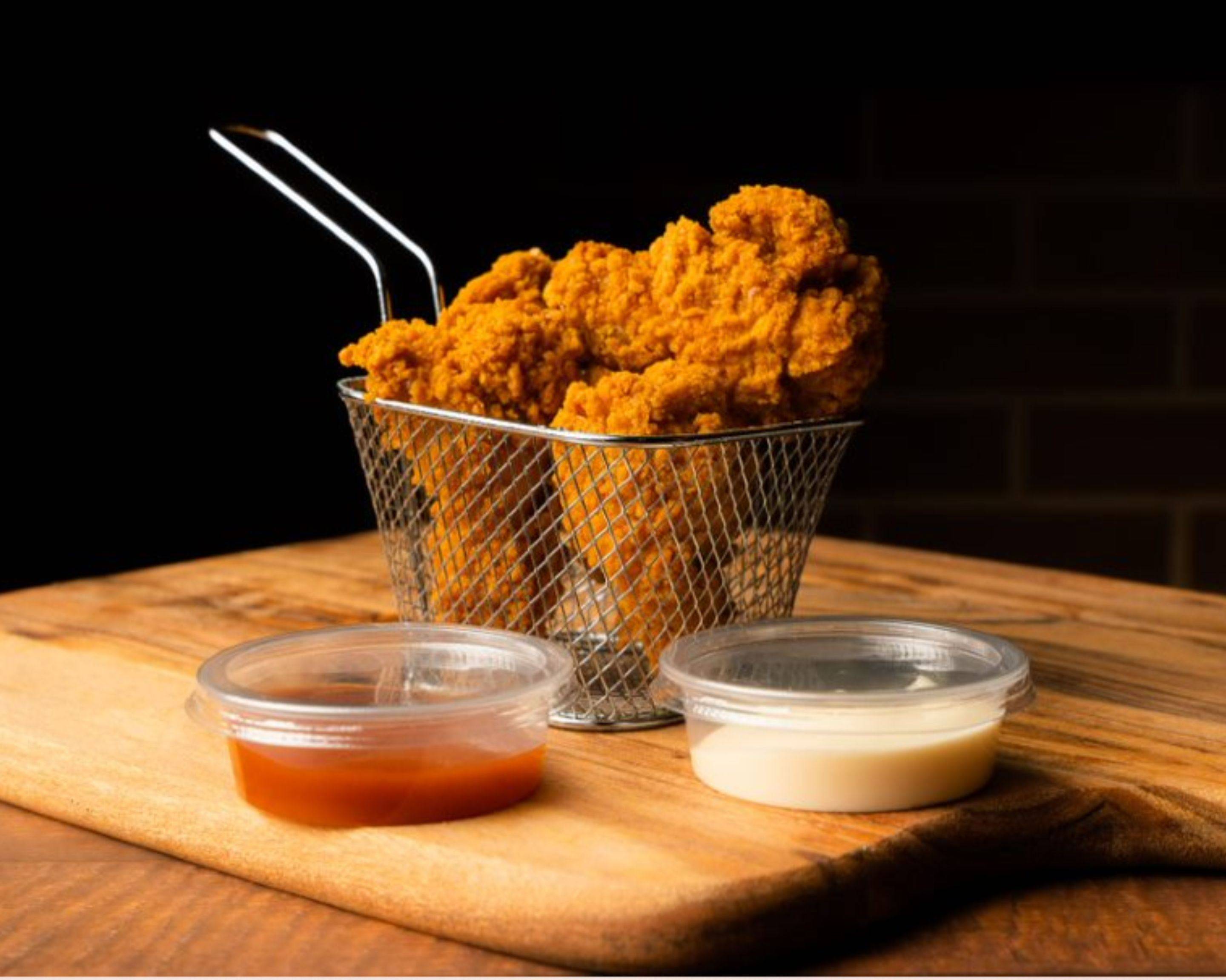 Order Wing Supremo Menu Delivery【Menu & Prices】| San Antonio | Uber Eats