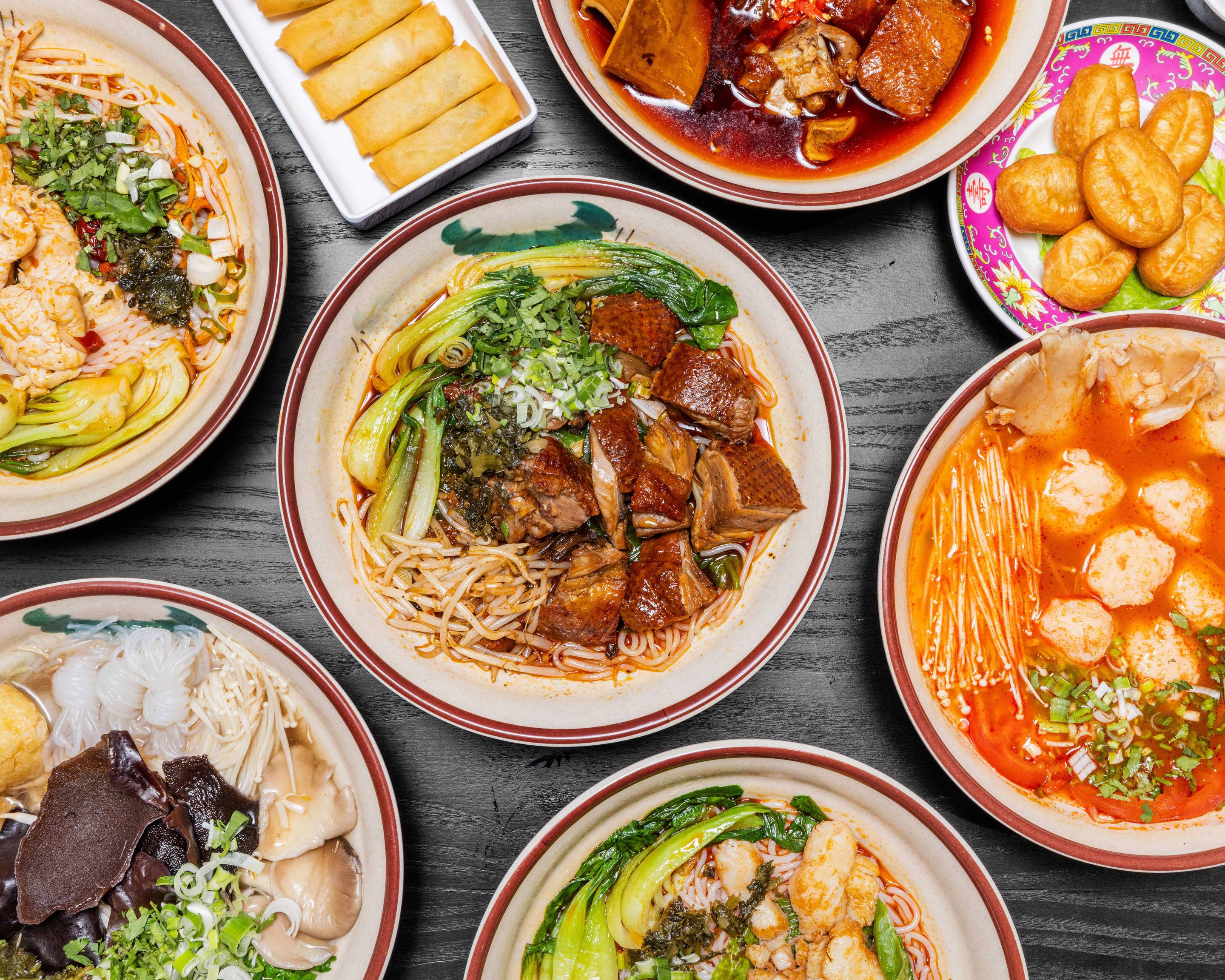 Pao Men Shi Jia Hot Pot袍门世家火锅冒菜 Menu - Takeaway in London | Delivery ...