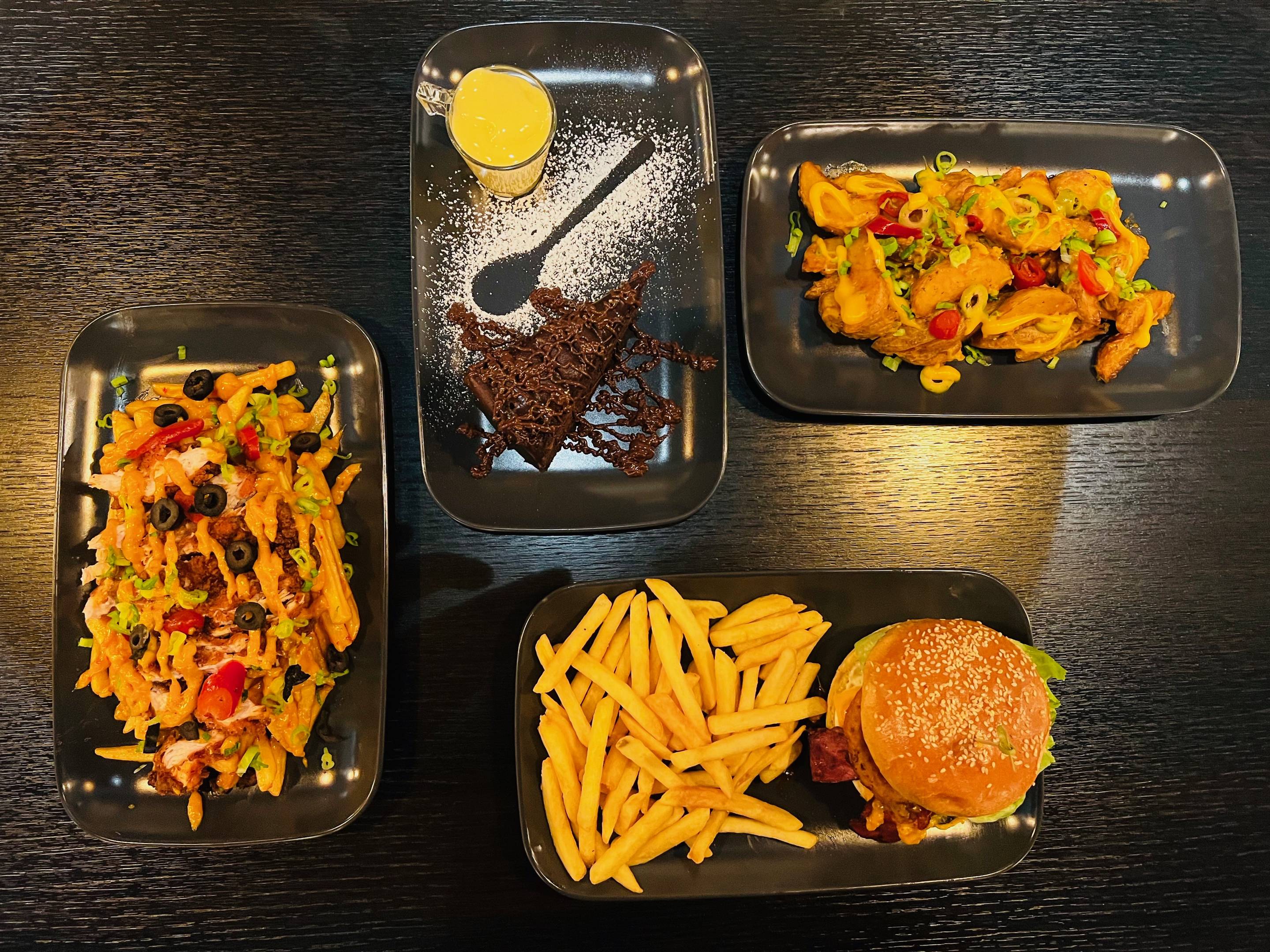 FOODY HUB Menu & Prices - London Delivery - Order with Uber Eats