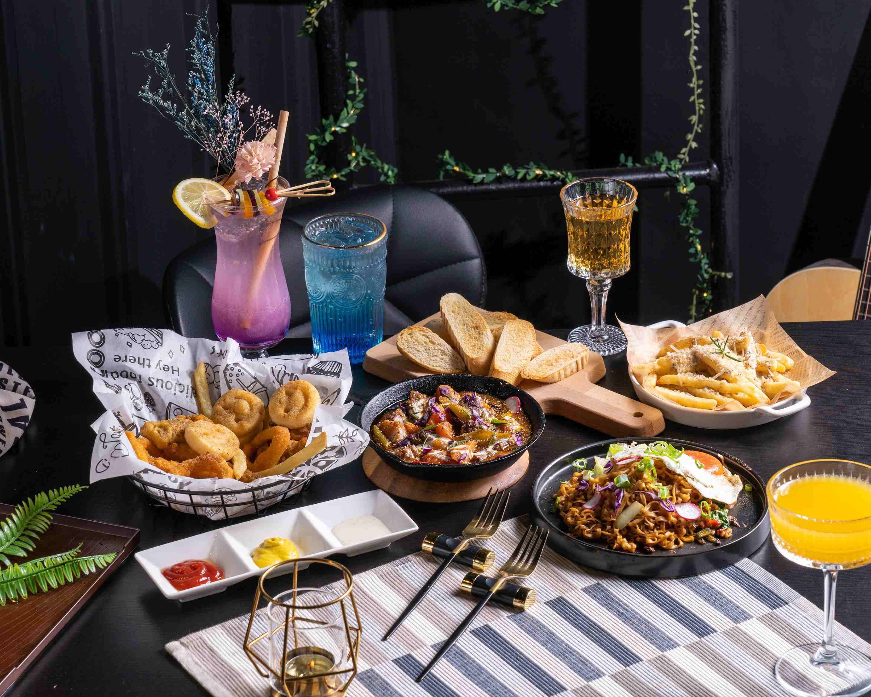 Crazy Bar 餐酒館菜單與外送 | 臺南 | 菜單與價格 | Uber Eats