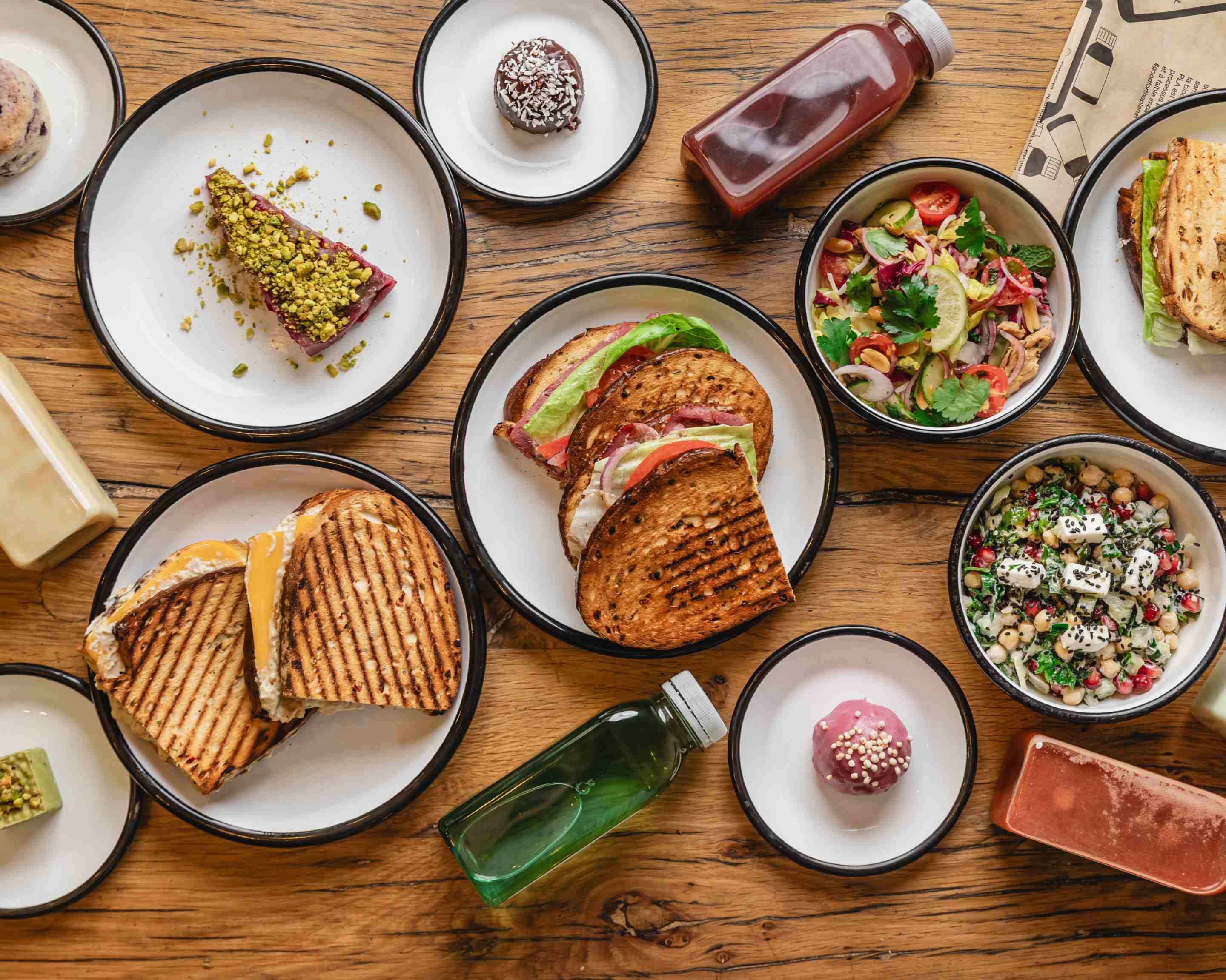 Wild & the Moon Saint Honoré menu et prix - Livraison à Paris - Uber Eats