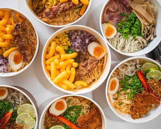 Ramen z dostawą w mieście Ksawerów – zamów online z lokali w pobliżu ...