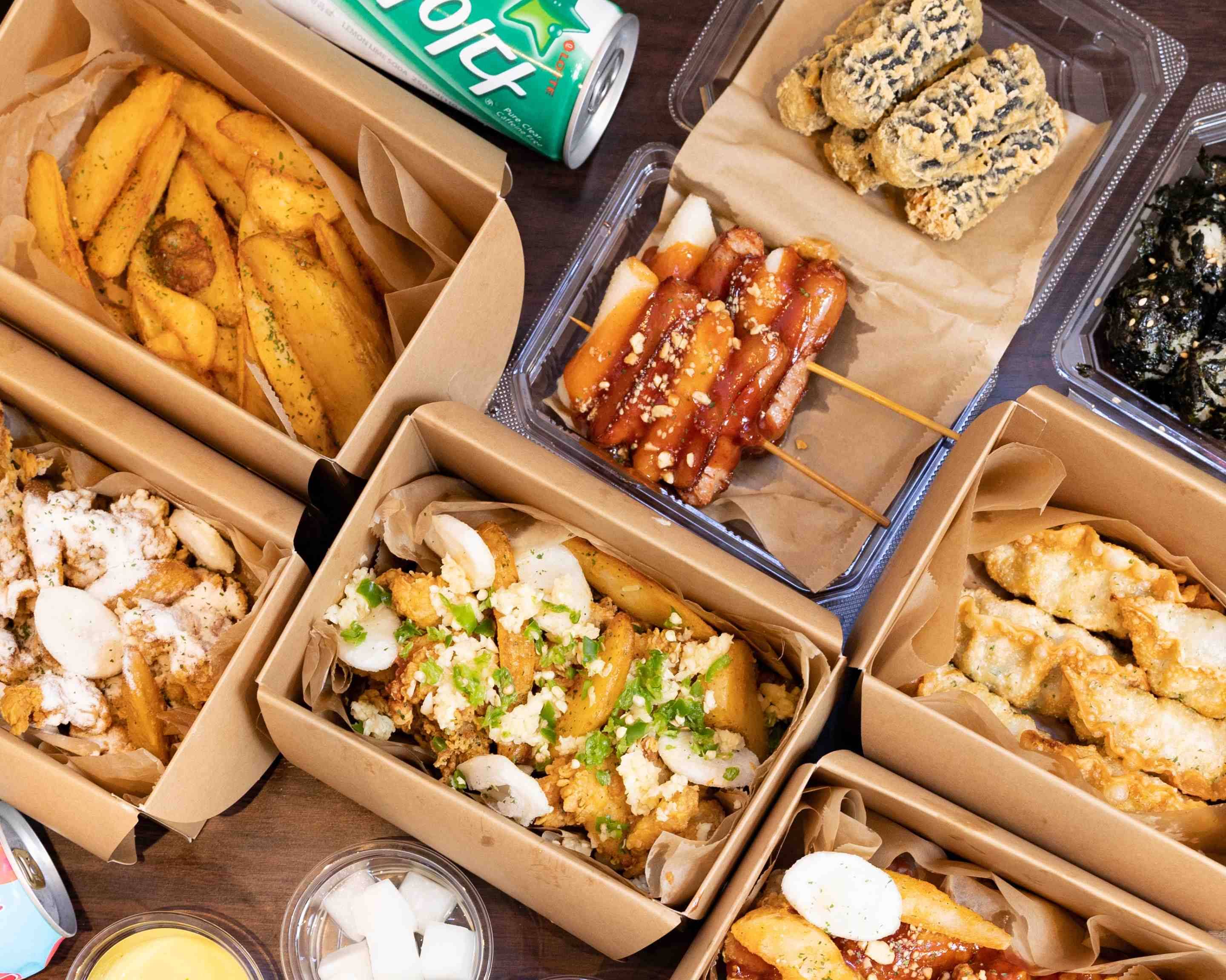 Chicken bomb(チキン、韓国料理）のメニューを配達| Uber Eats