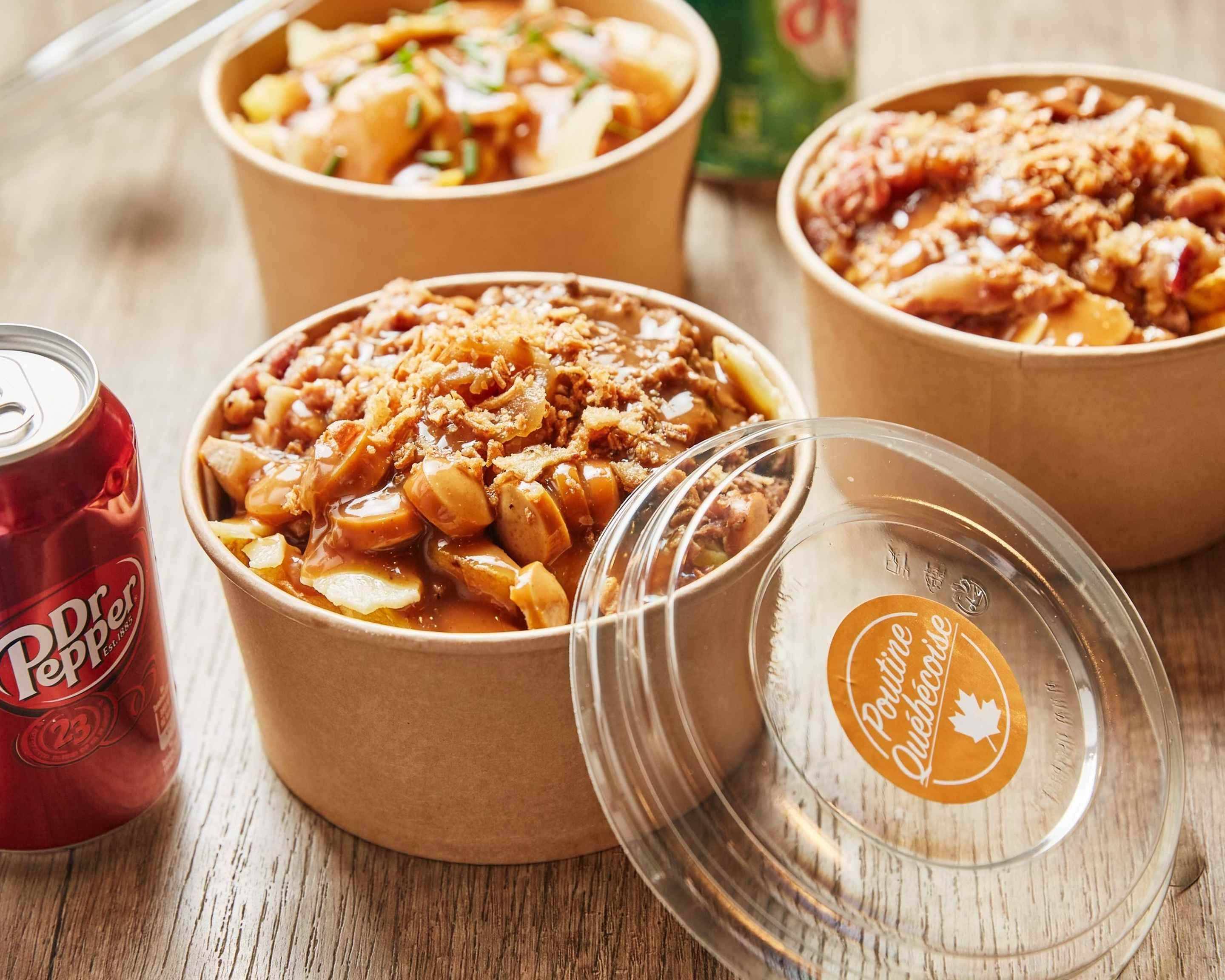 Livraison du menu Les Poutines de Grand-Mère - Savigny Sur Orge à Paris ...